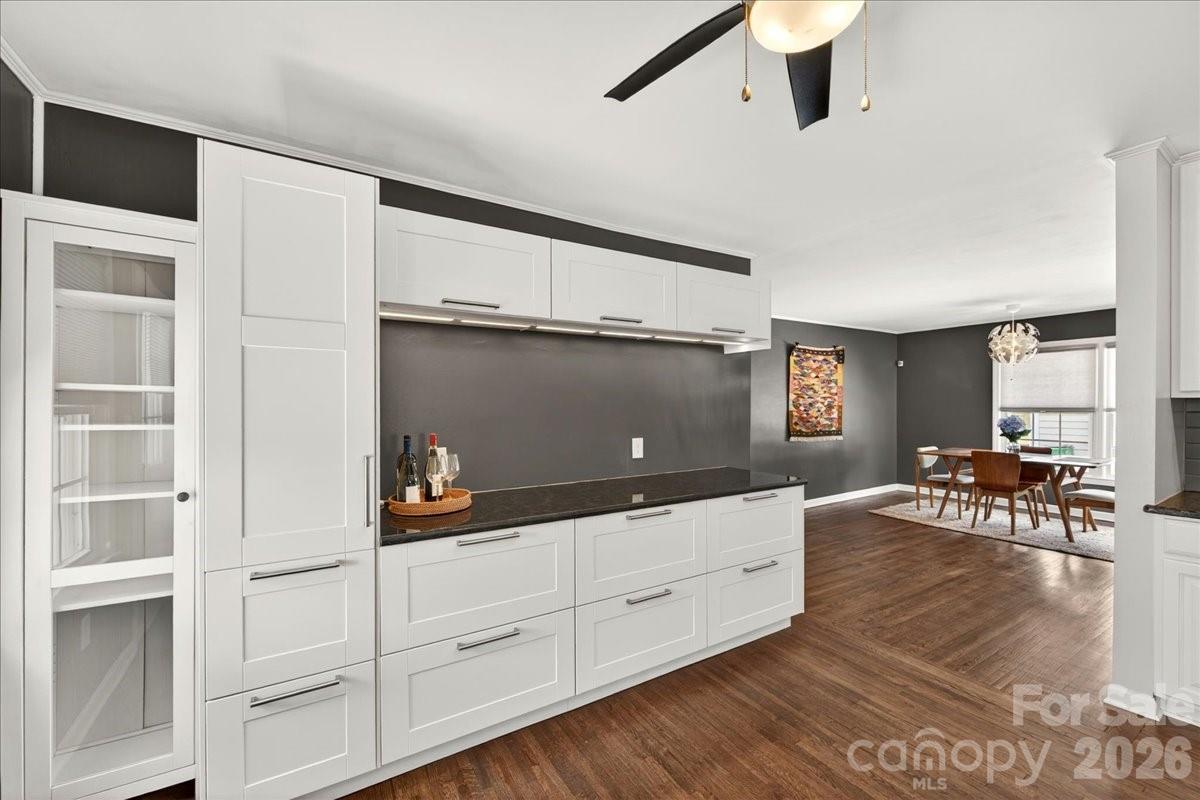 Photo 9 of 3425 Airlie Street, Charlotte, NC