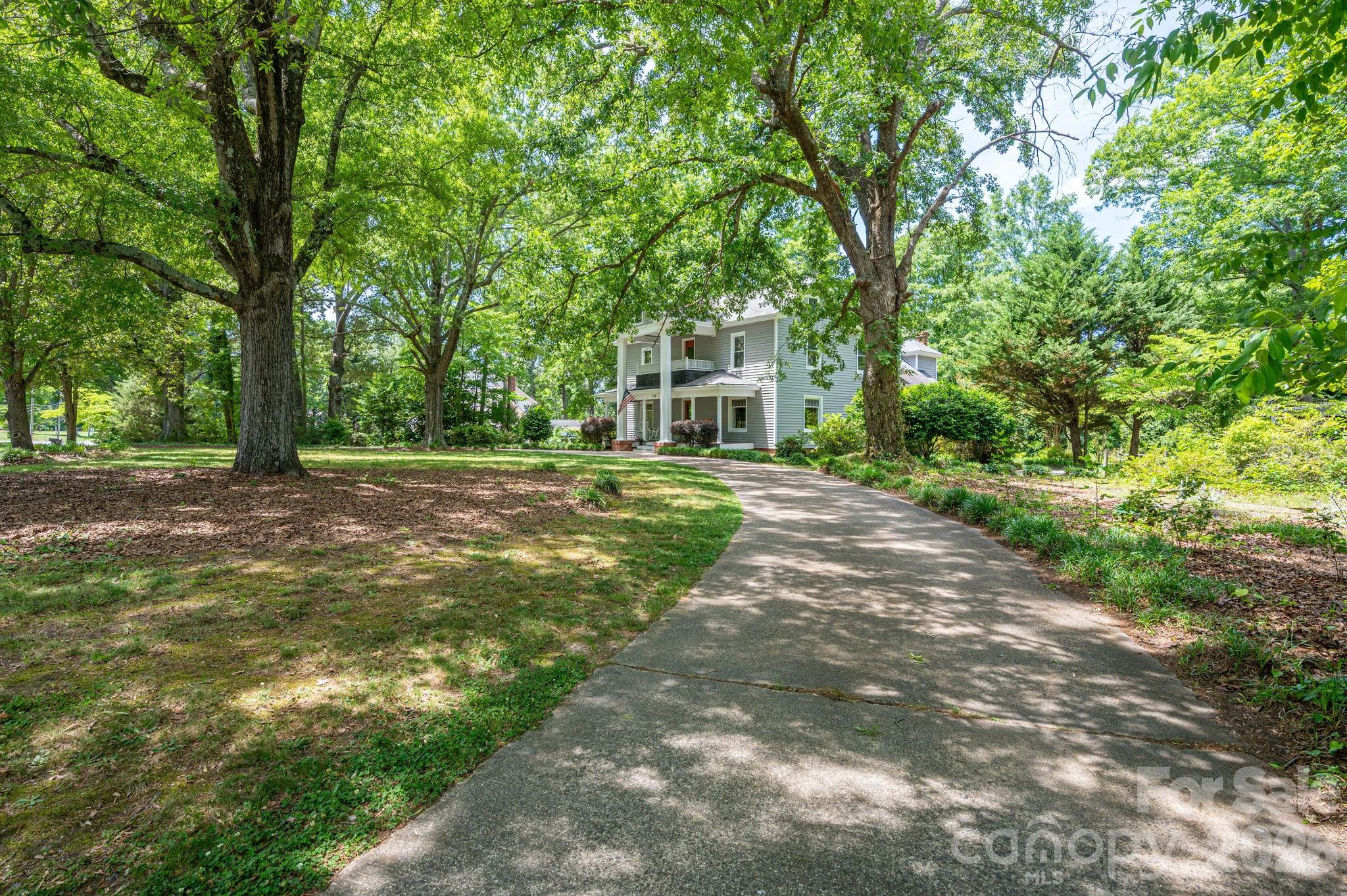 306 W Old Post Road, Cherryville, NC - photo 33 of 43