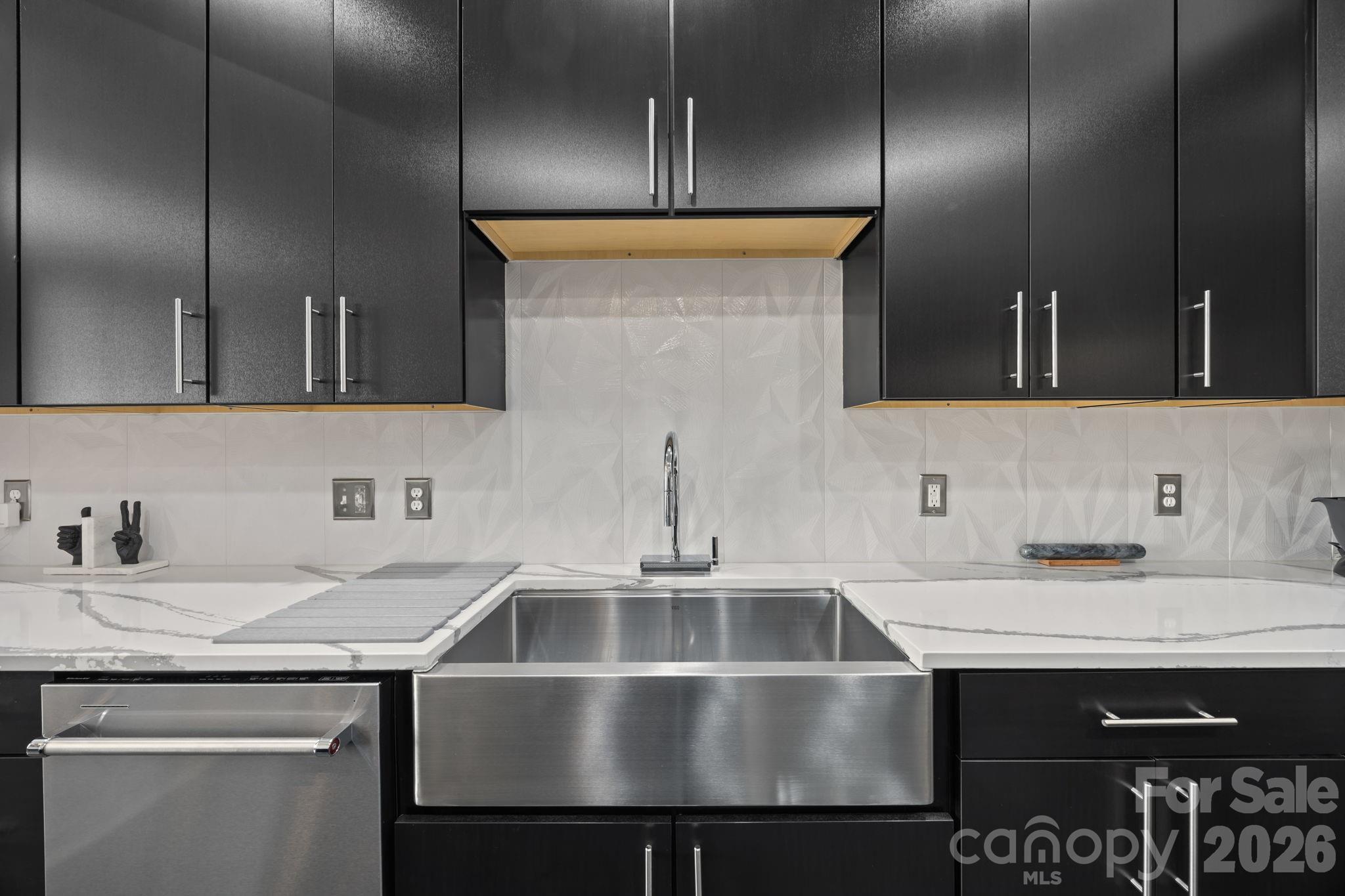 Photo 13 of 921 Westmere Avenue, Charlotte, NC