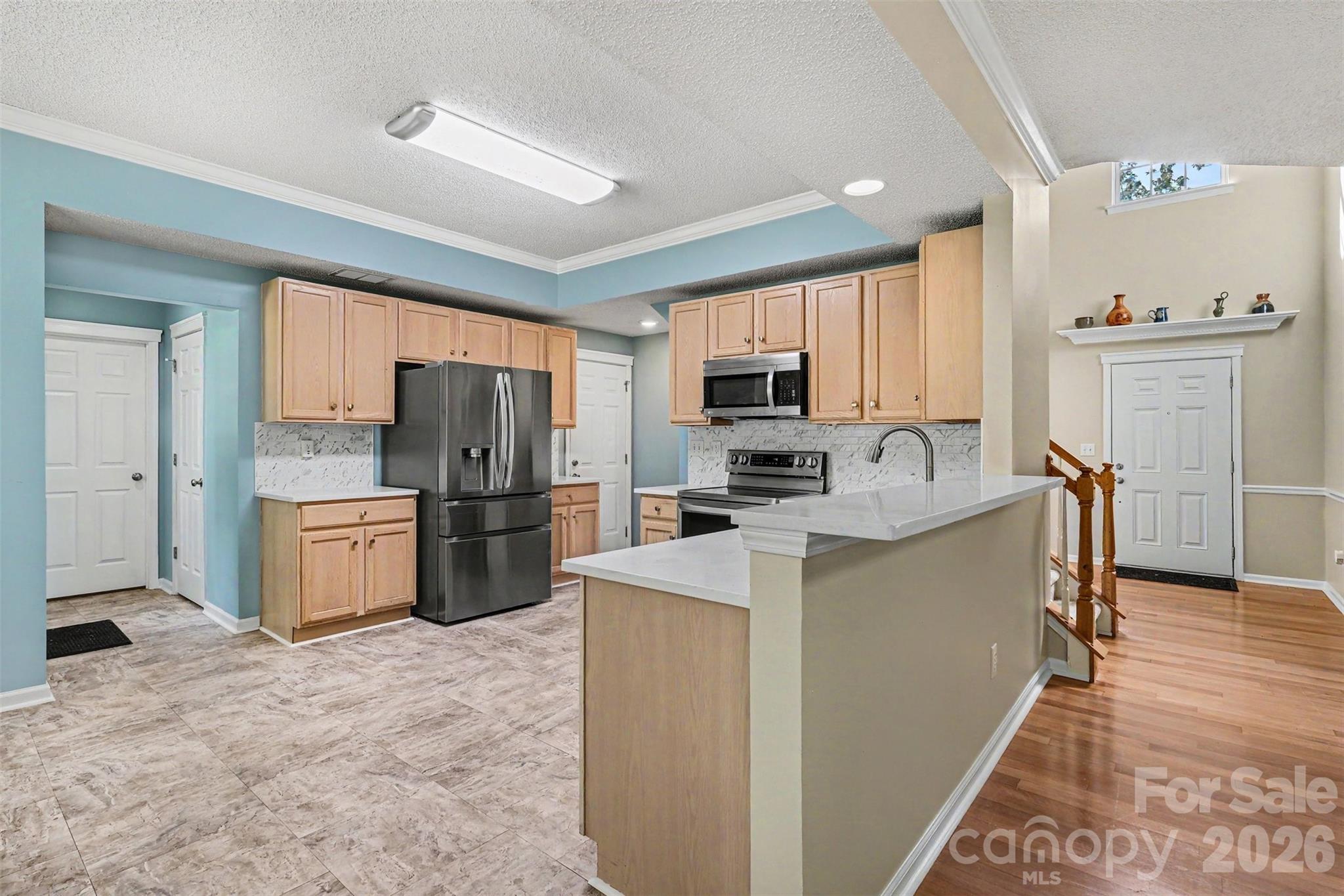 Photo 13 of 10422 Baskerville Avenue, Charlotte, NC