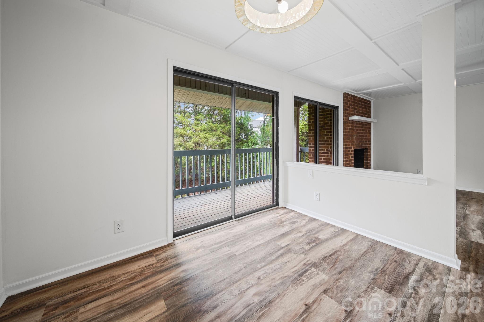 Photo 8 of 11023 Harrowfield Road, Charlotte, NC