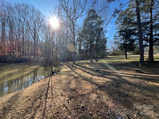 Home for sale at 7100 Ridge Lane Road, Charlotte, NC — photo 4 of 11