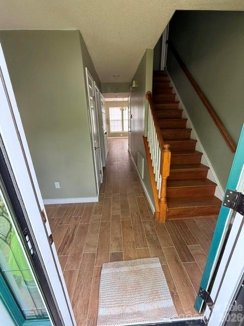1141 Cureton Place, Charlotte, NC - photo 2 of 31