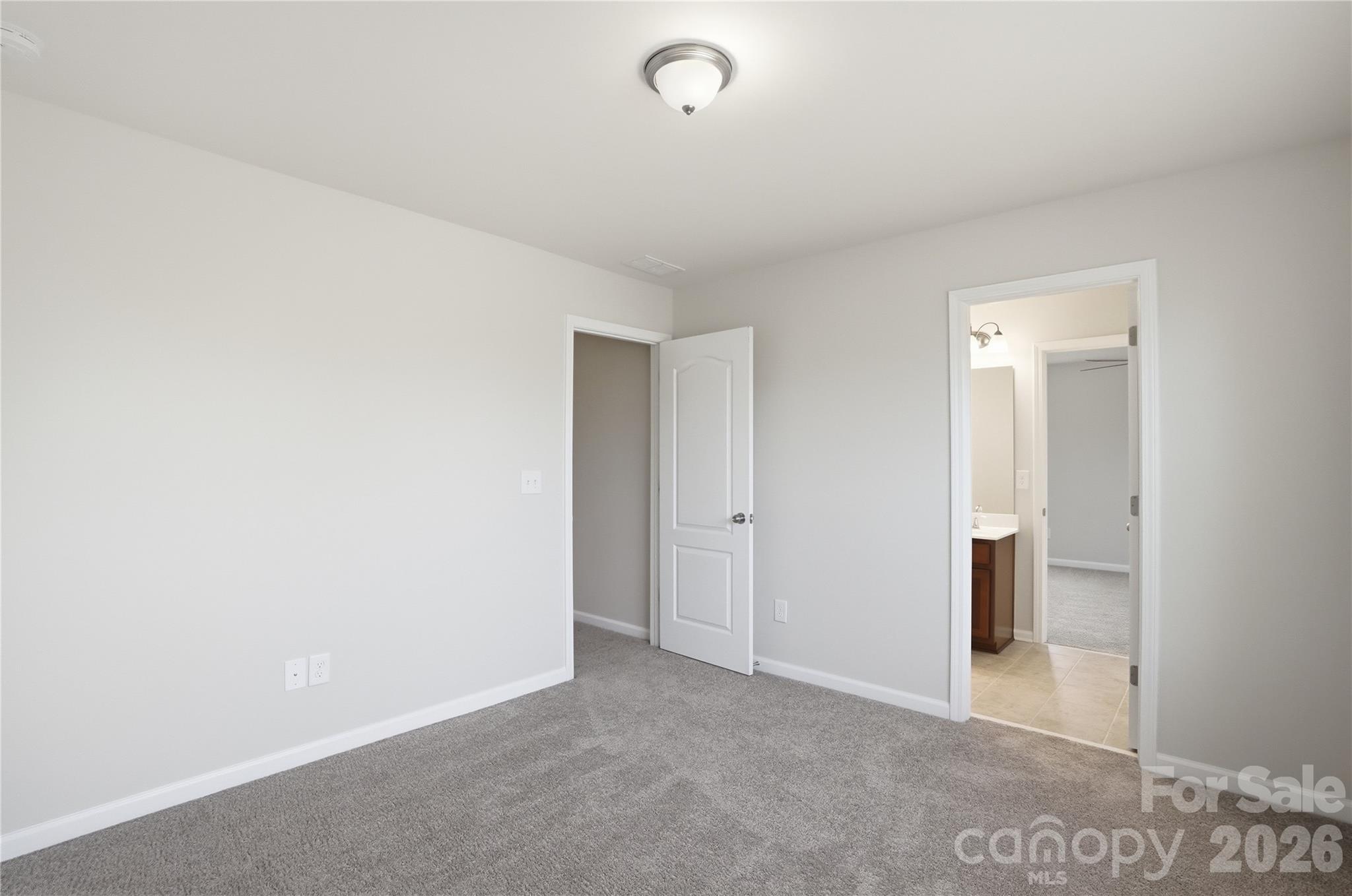13714 Canterbury Castle Drive, Charlotte, NC - photo 26 of 42