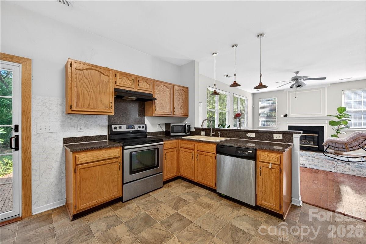 Photo 21 of 9200 Royal Highlands Court, Charlotte, NC