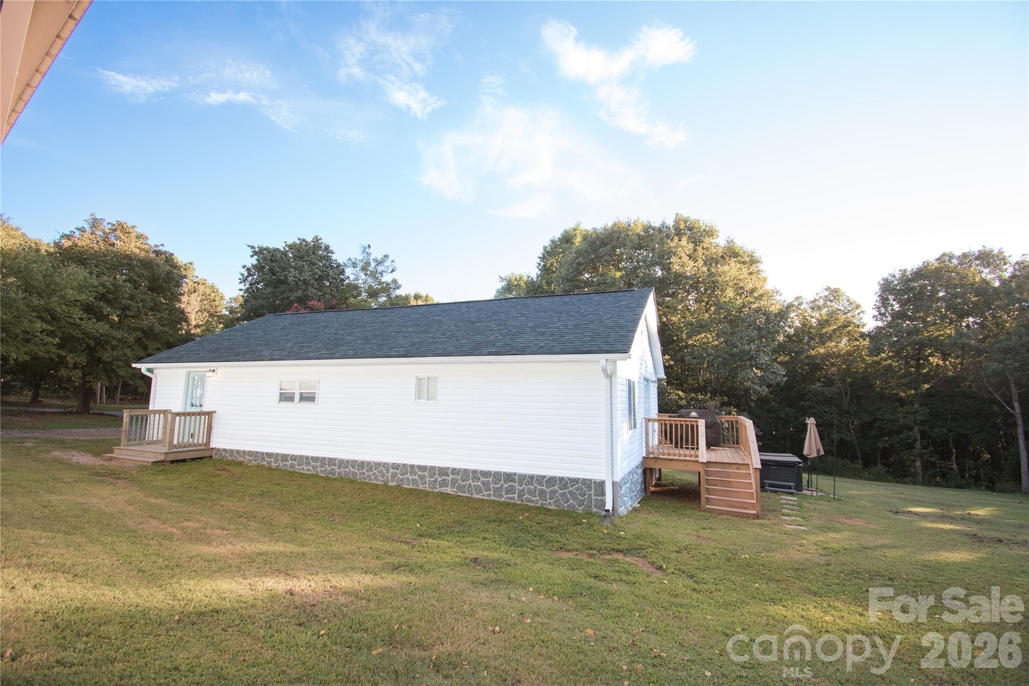 Photo 3 of 940 Guy Heavner Road, Lincolnton, NC