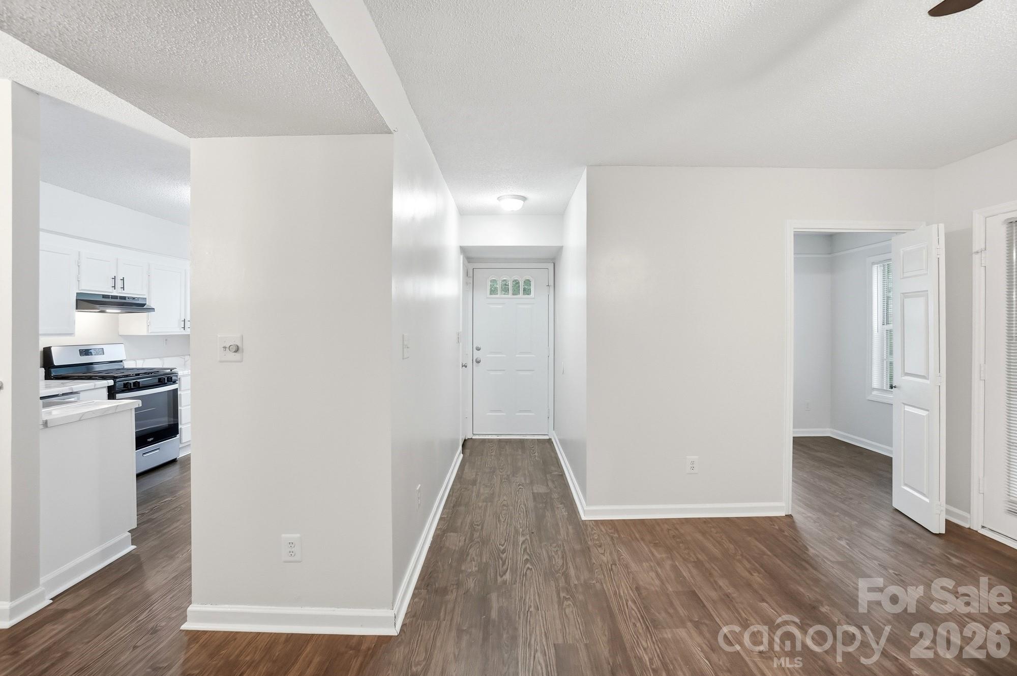 Photo 5 of 6043 Green Forest Drive, Charlotte, NC