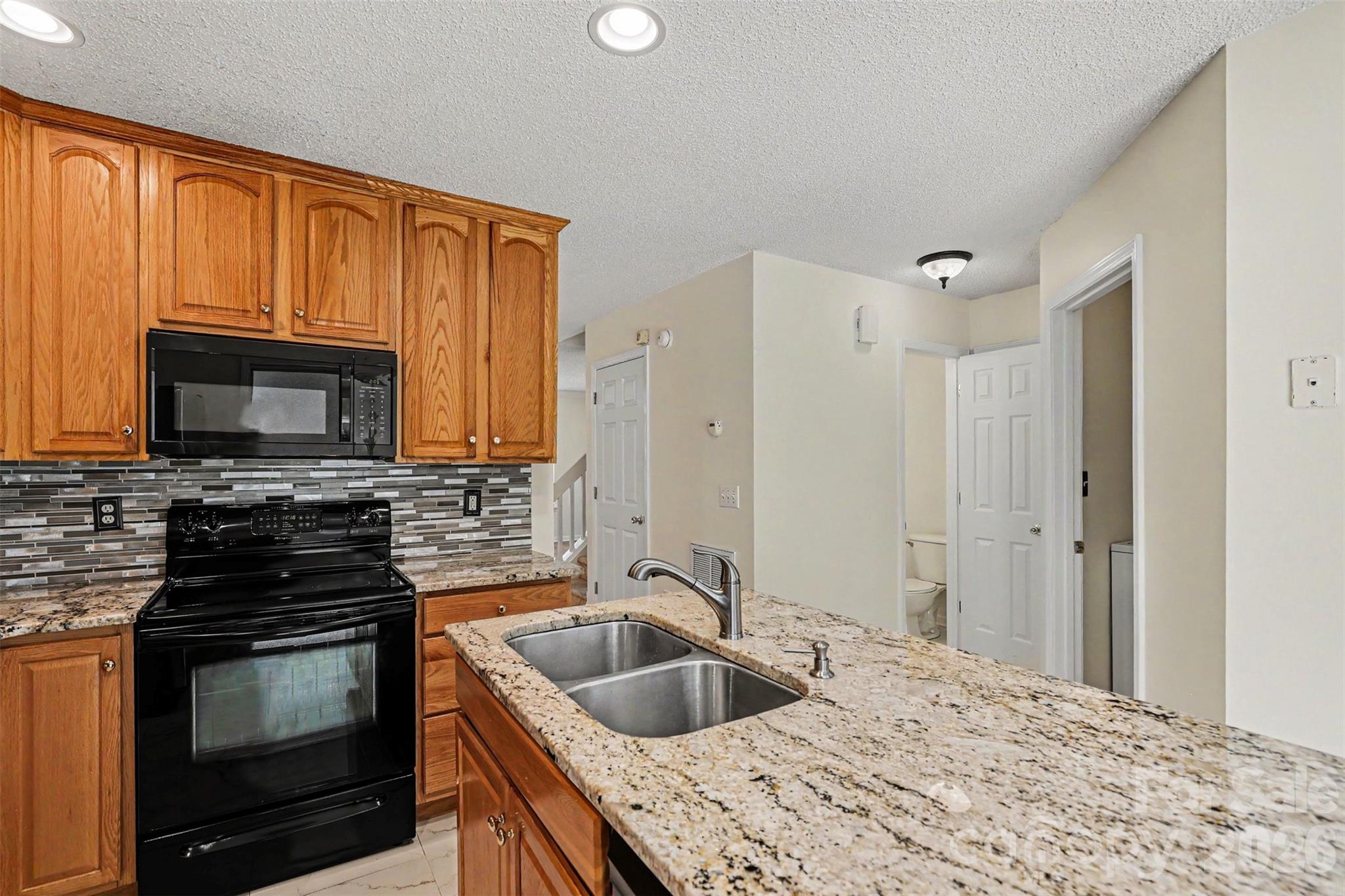 15540 Asterwind Court, Charlotte, NC - photo 10 of 20