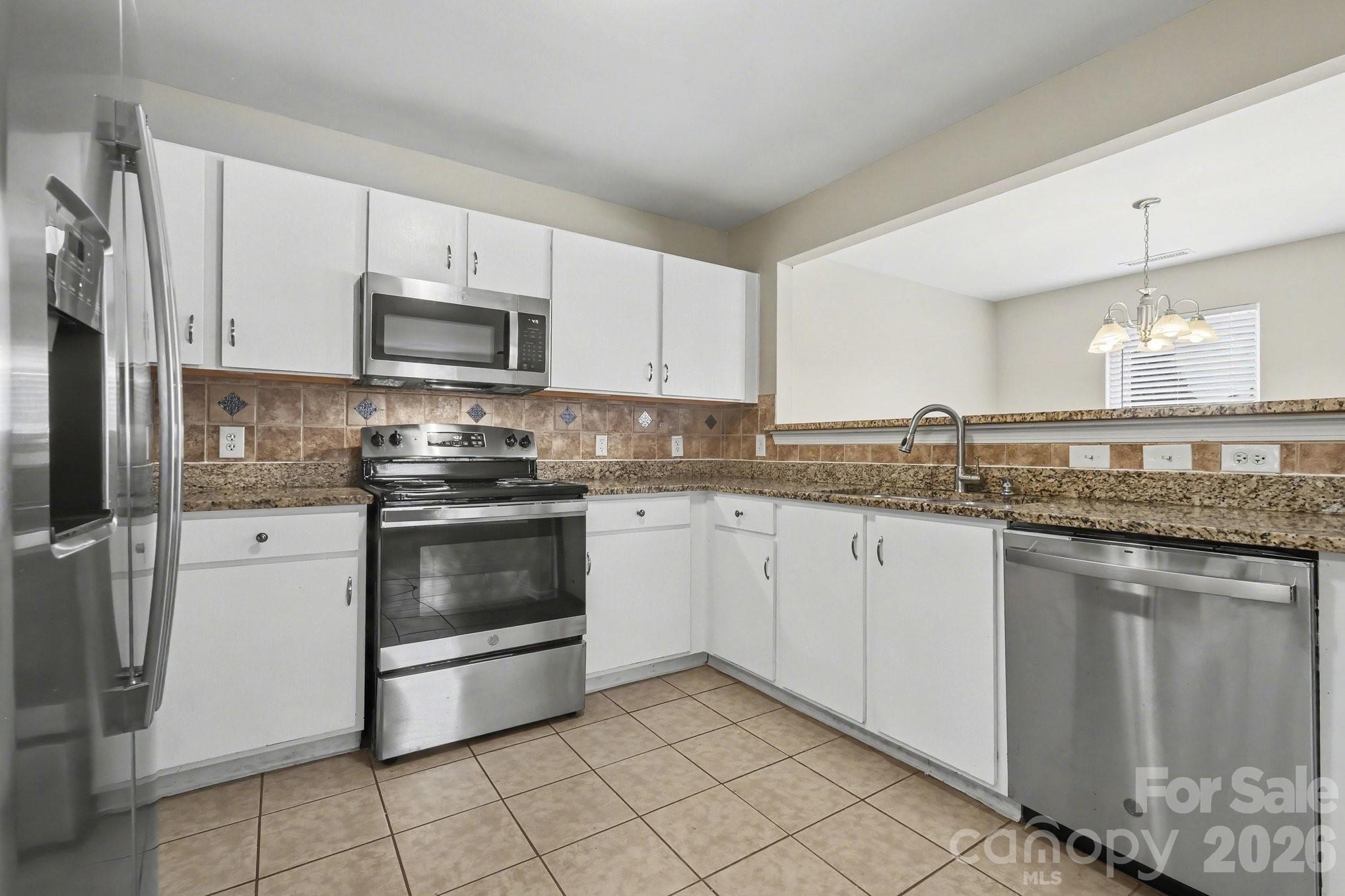 4226 Quinn Drive, Charlotte, NC - photo 7 of 25