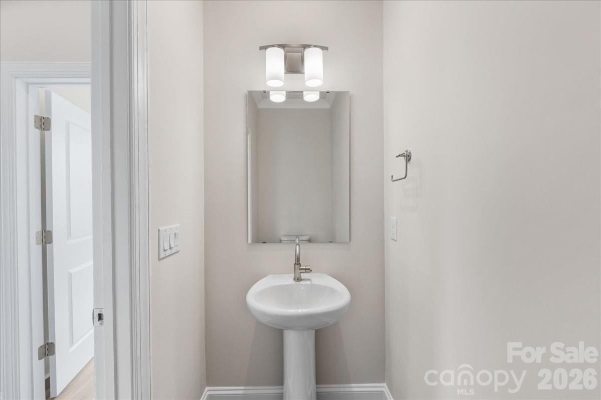 Photo 29 of 8038 Thimbleweed Circle, Charlotte, NC