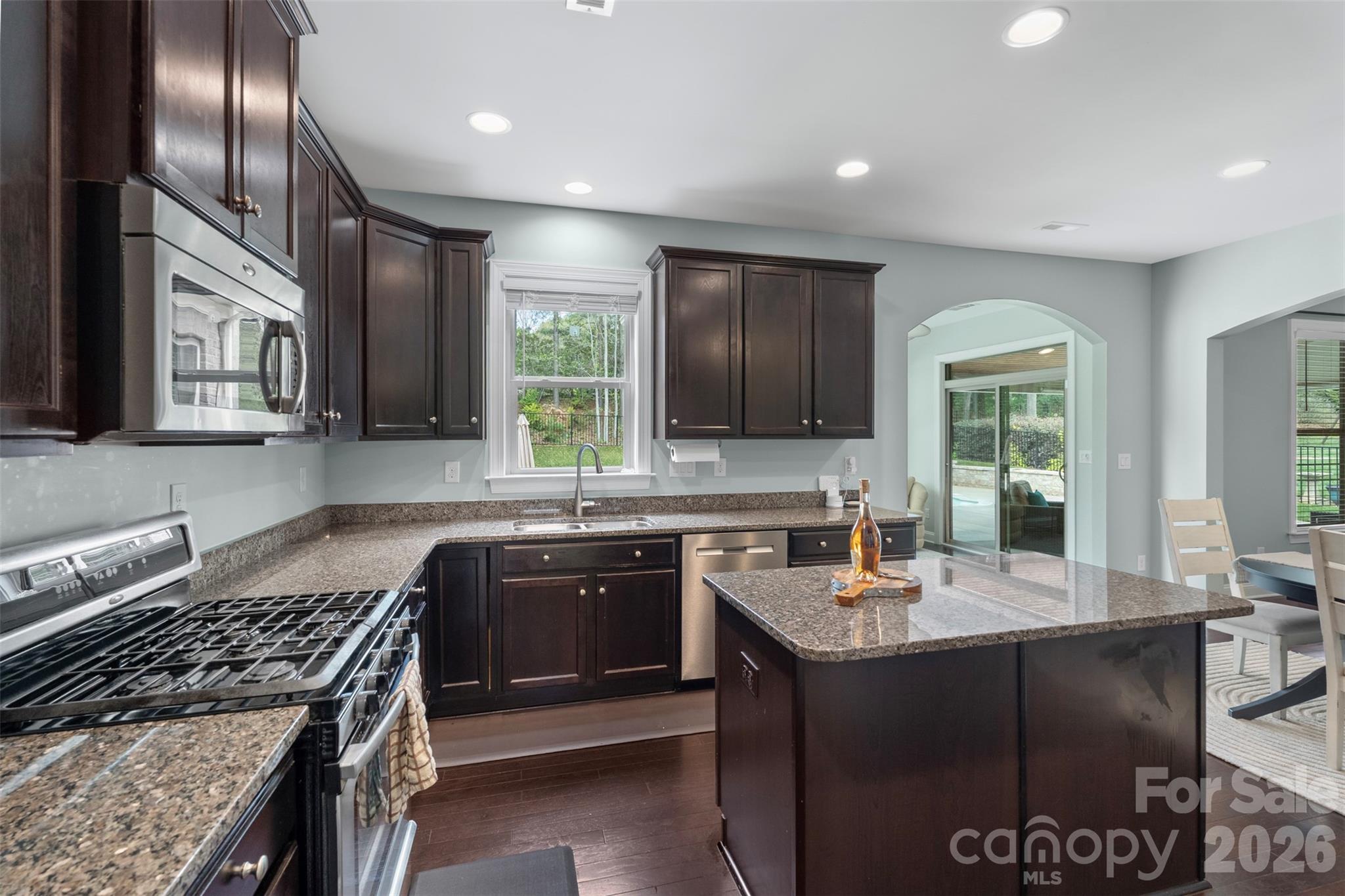 975 Rock Forest Way, Fort Mill, SC - photo 12 of 45