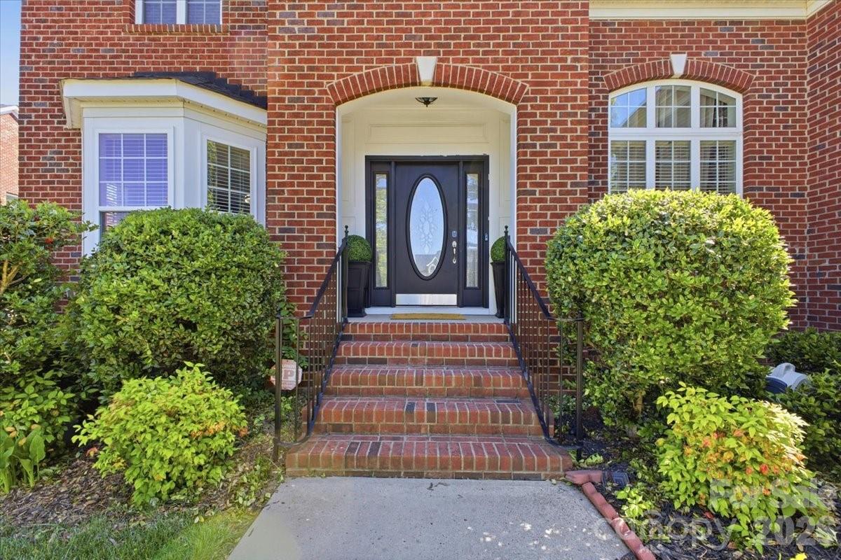 1825 Laveta Road, Charlotte, NC - photo 4 of 49