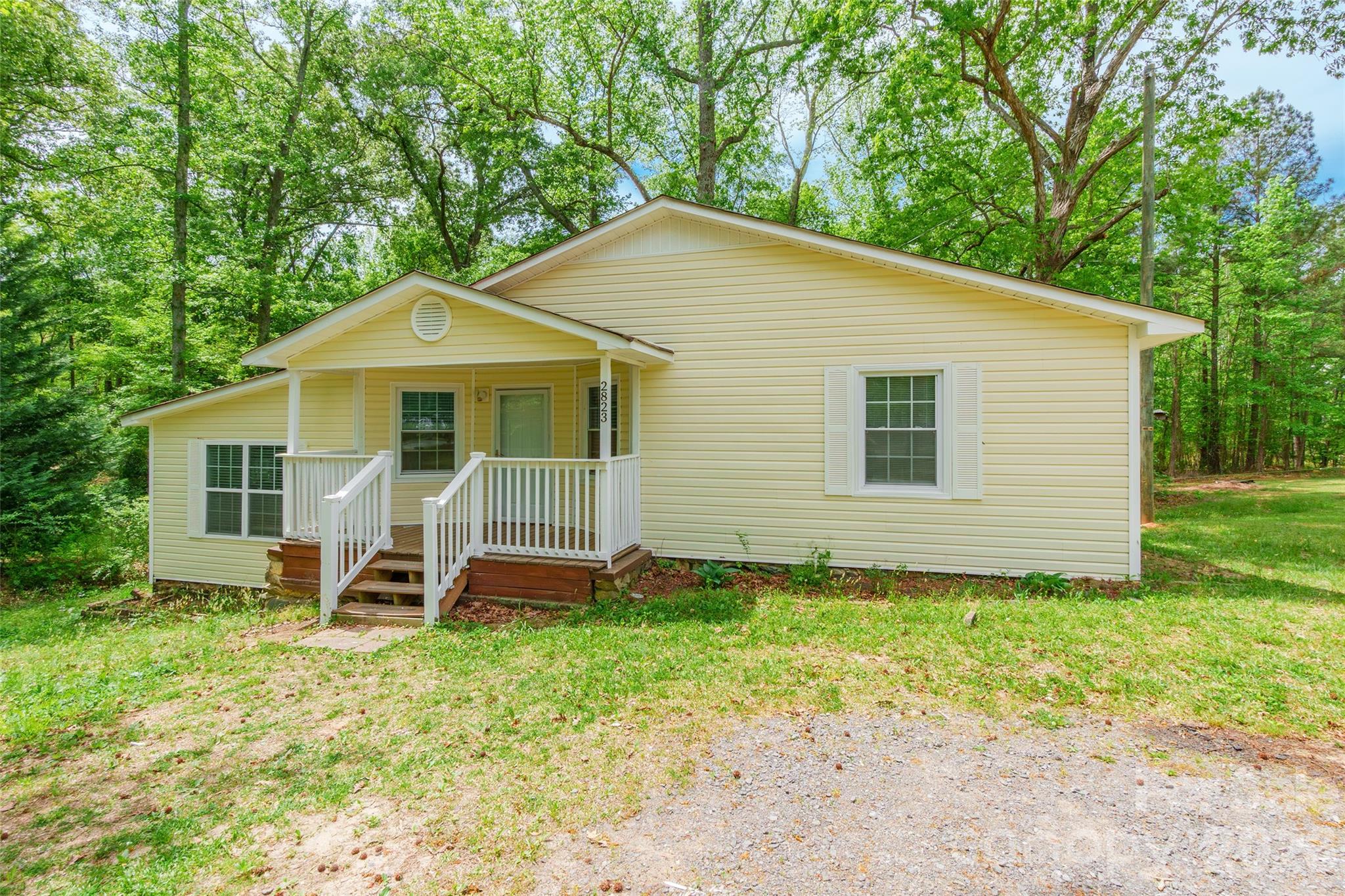 Photo 2 of 2823 Lyndell Way, Lancaster, SC