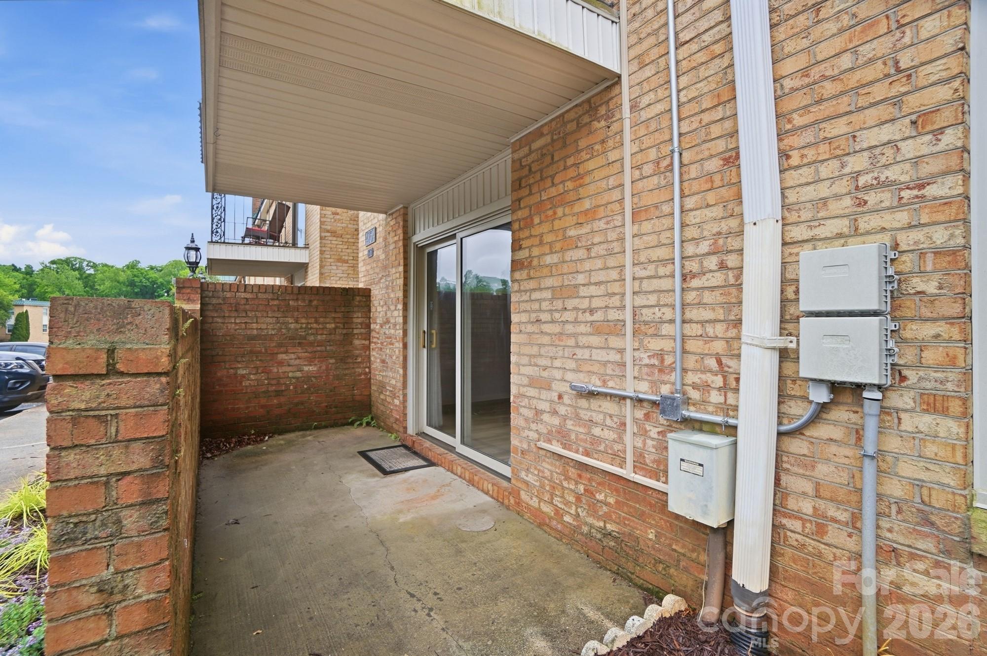 Photo 37 of 4754 Hedgemore DriveN, Charlotte, NC
