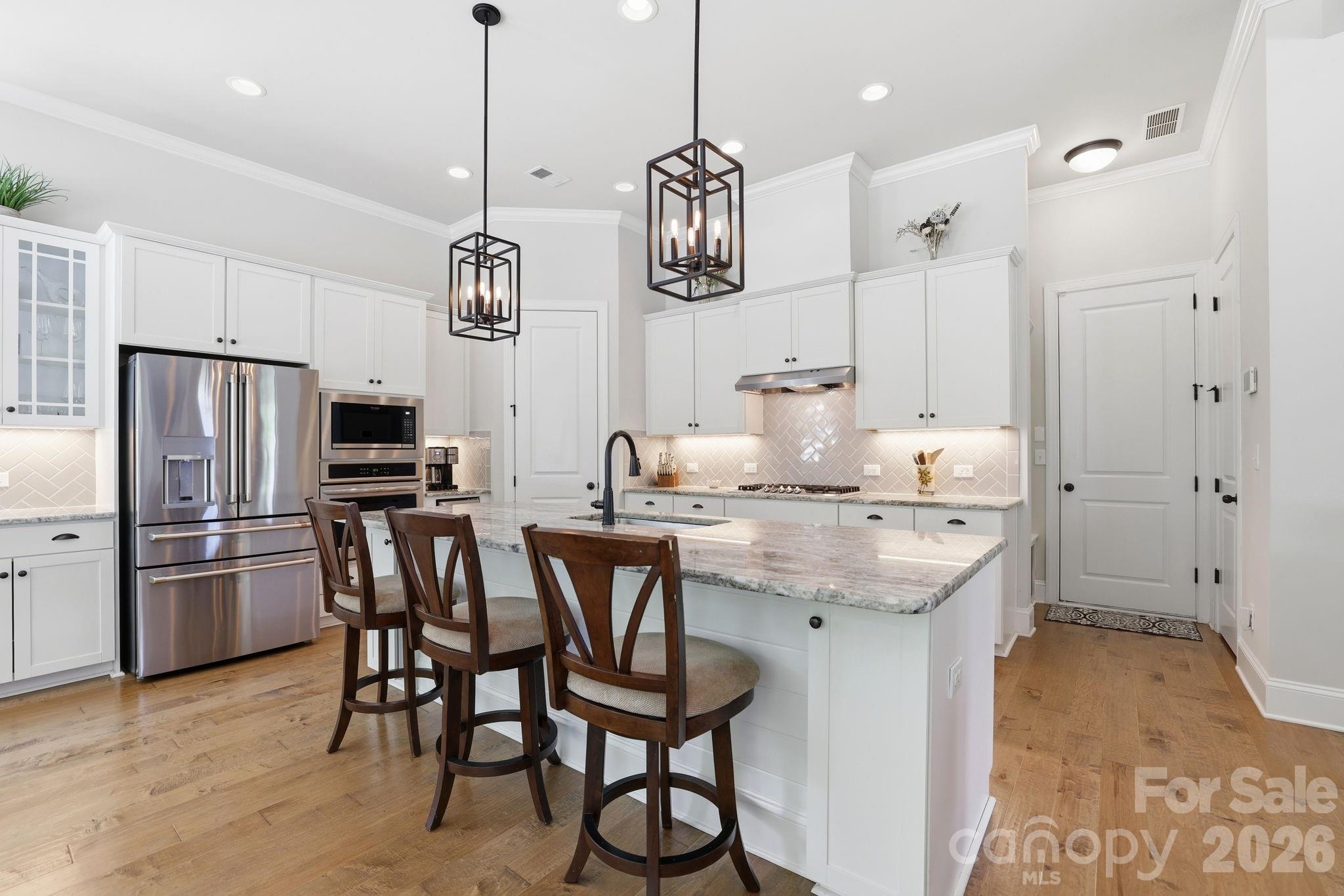 Photo 13 of 7803 Waverly Walk Avenue, Charlotte, NC