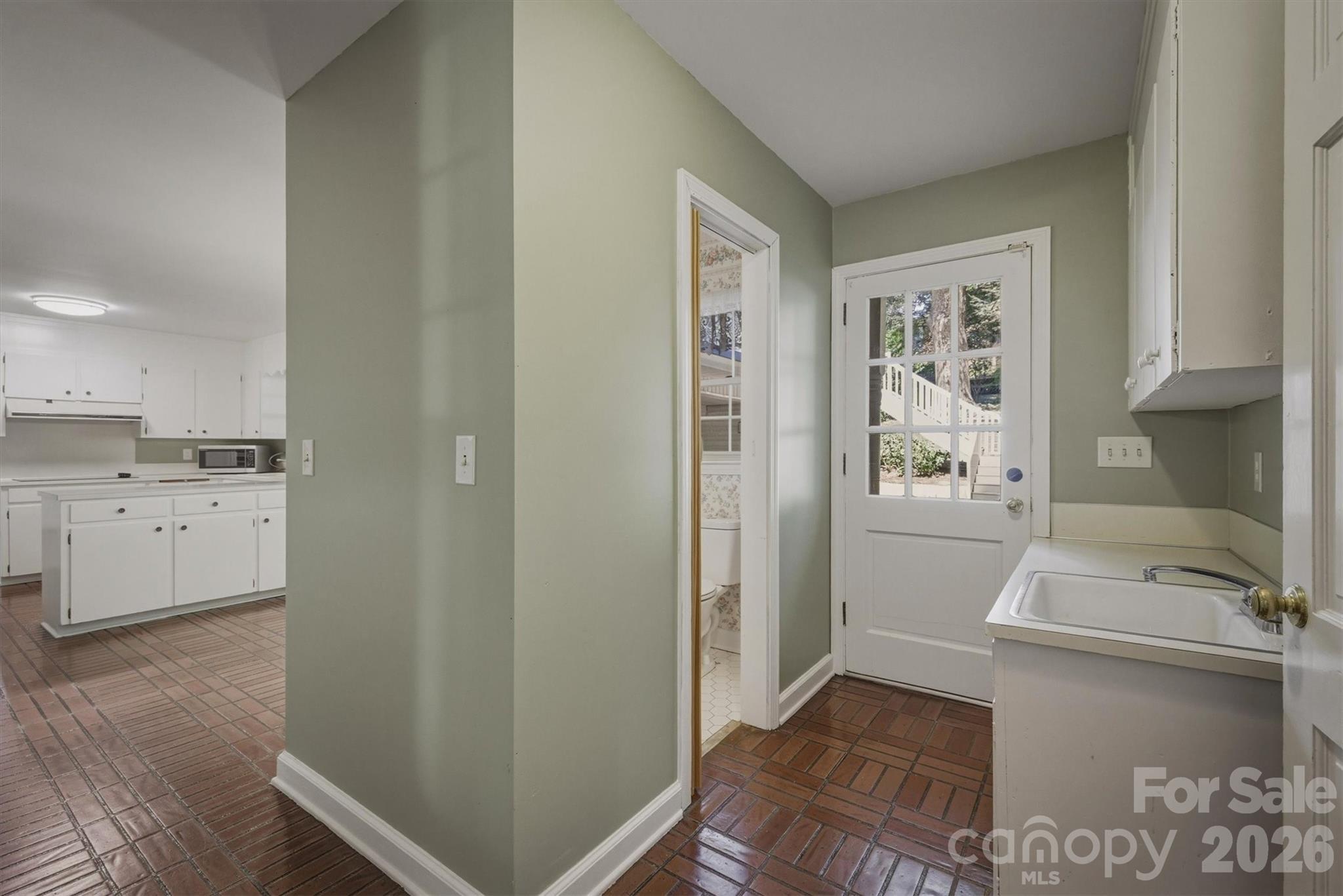 102 Woodland Drive, Morganton, NC - photo 21 of 46