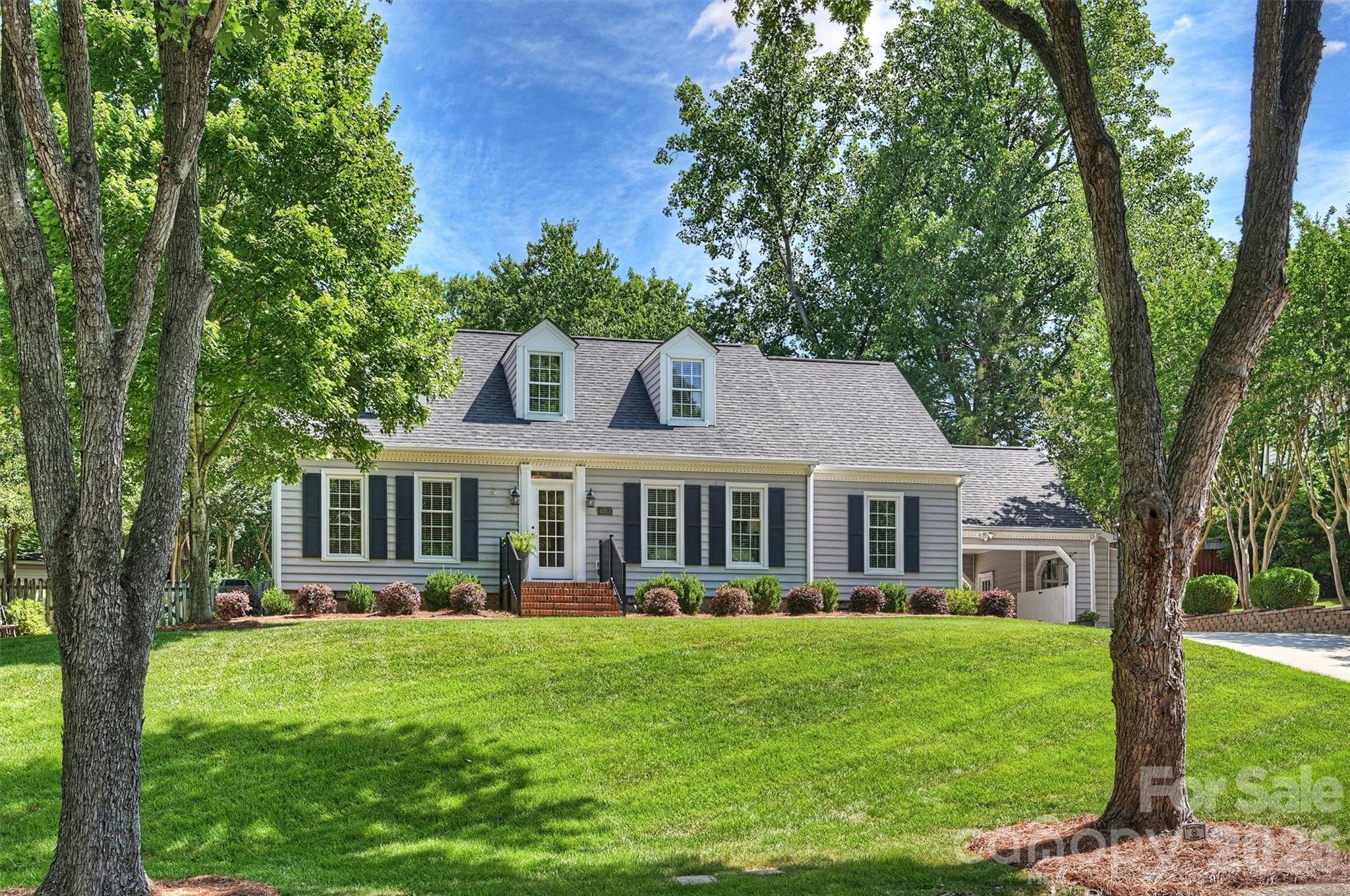 Home for sale at 4013 Bridgewood Lane, Charlotte, NC — photo 1 of 45