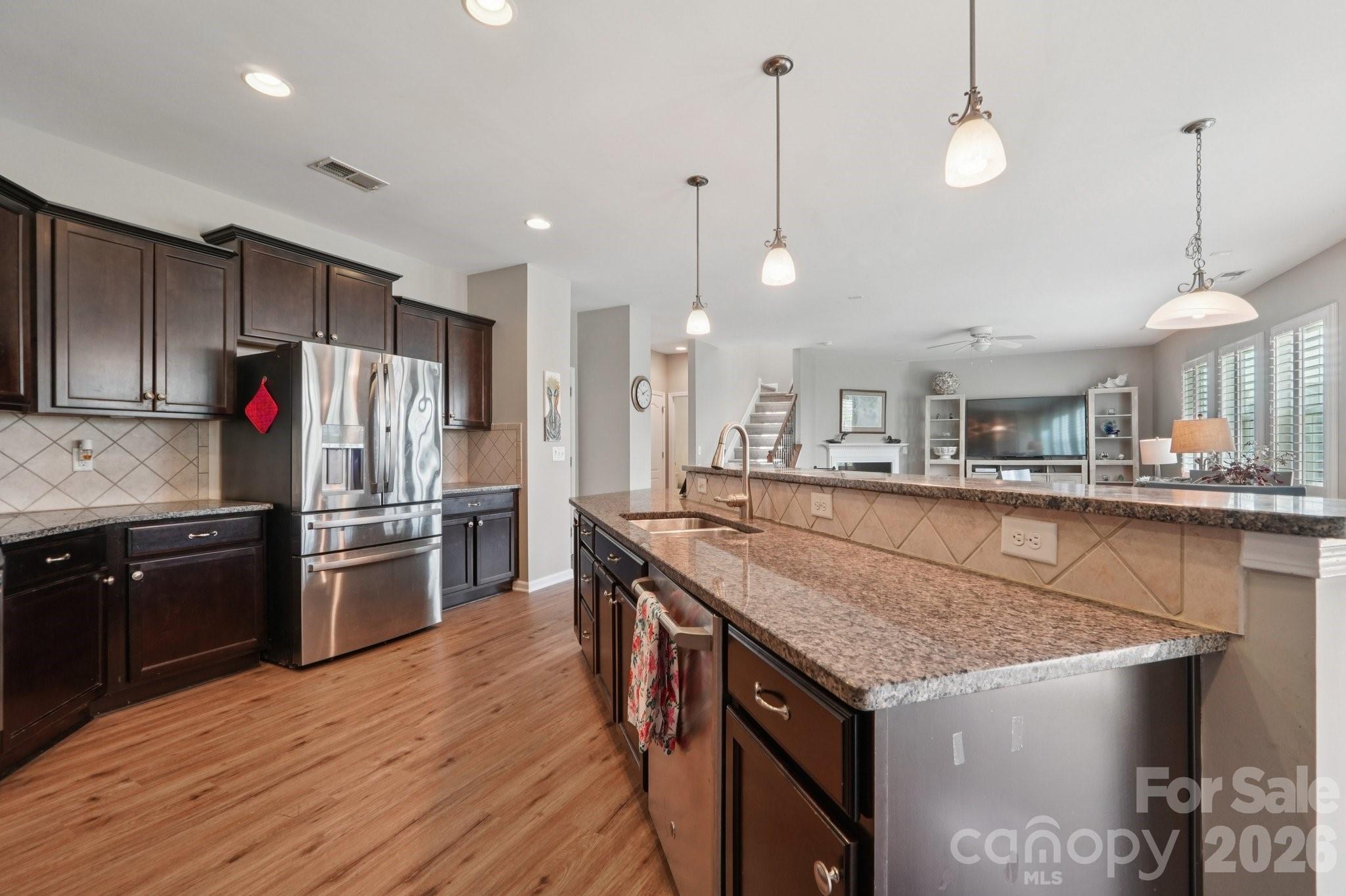 5016 Riverdale Drive, Charlotte, NC - photo 13 of 40