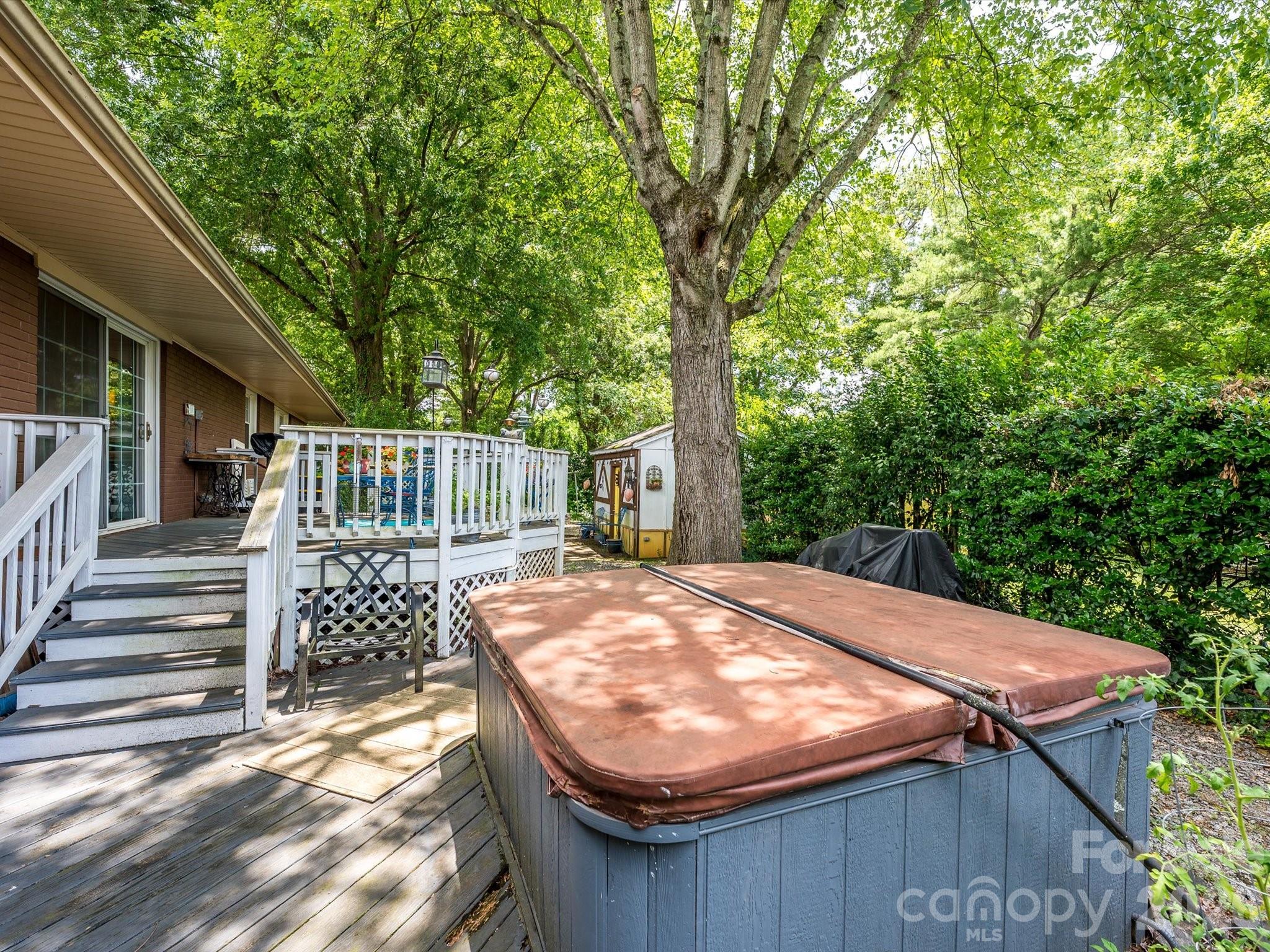 Photo 33 of 1300 Bevis Drive, Charlotte, NC