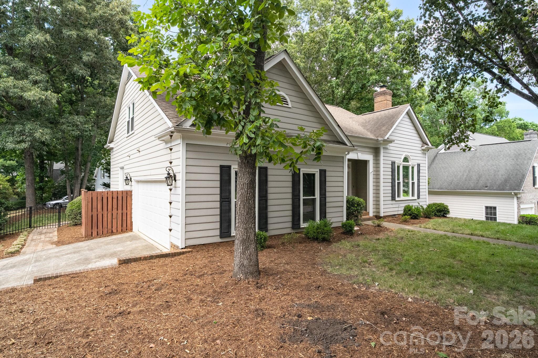 Home for sale at 6632 Elmstone Drive, Charlotte, NC — photo 38 of 38