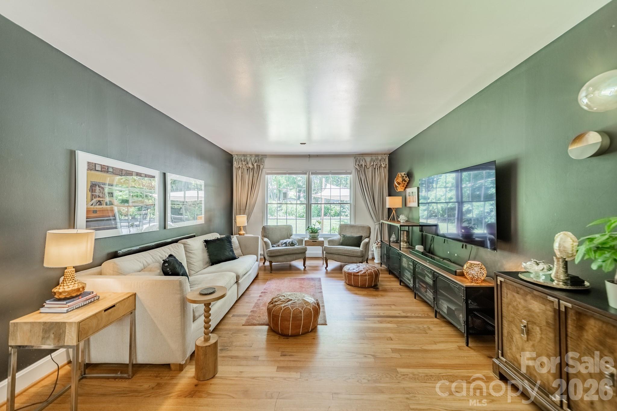 7116 Sherbourne Drive, Charlotte, NC - photo 2 of 25