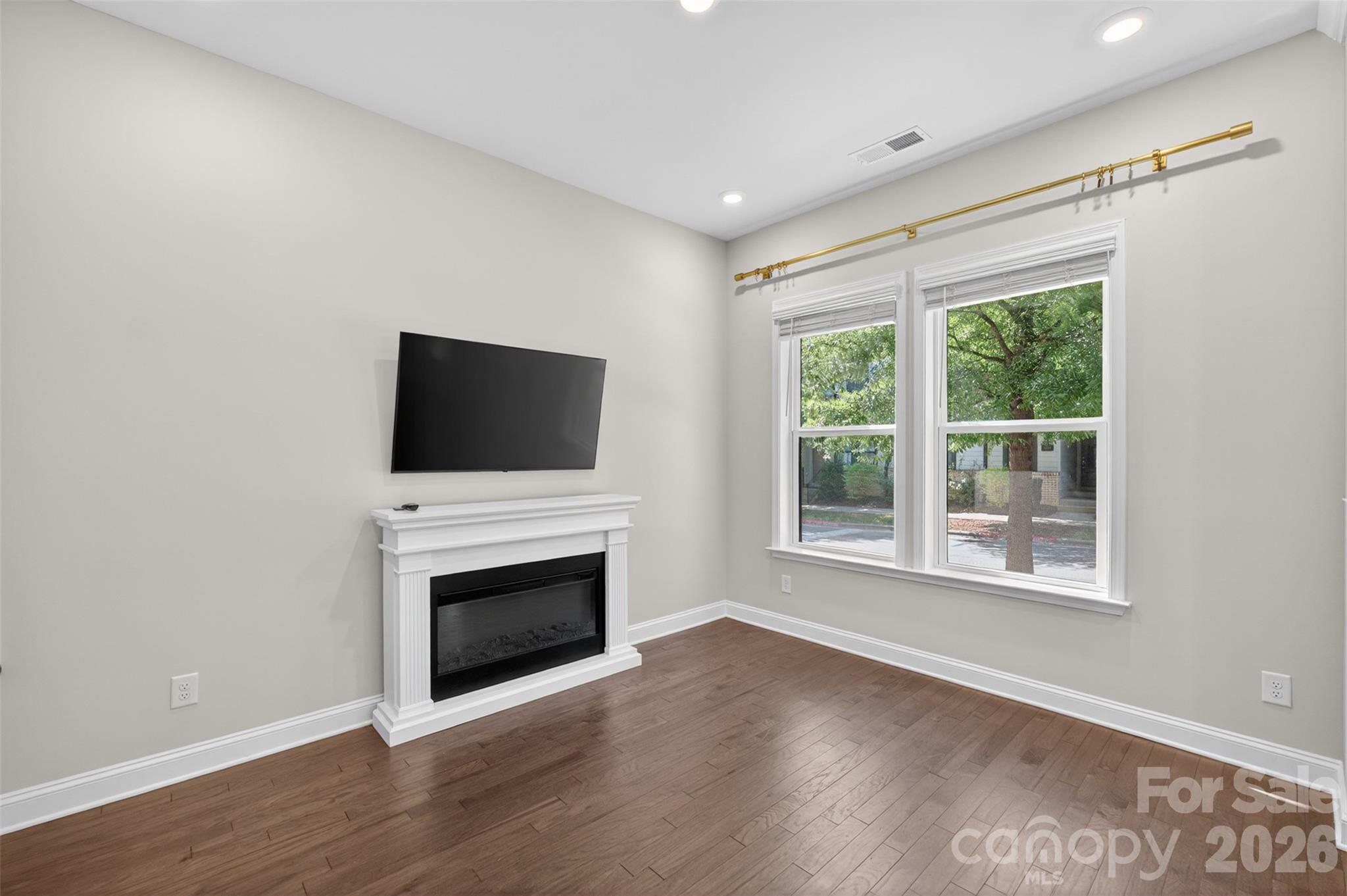 Photo 10 of 6318 Southgrove Street, Charlotte, NC