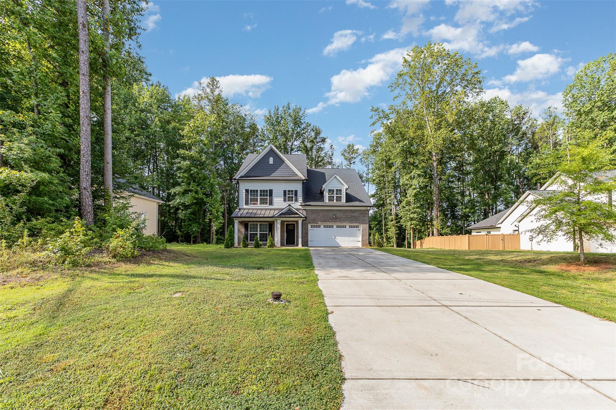 Photo 2 of 7725 Shalom Drive, Charlotte, NC