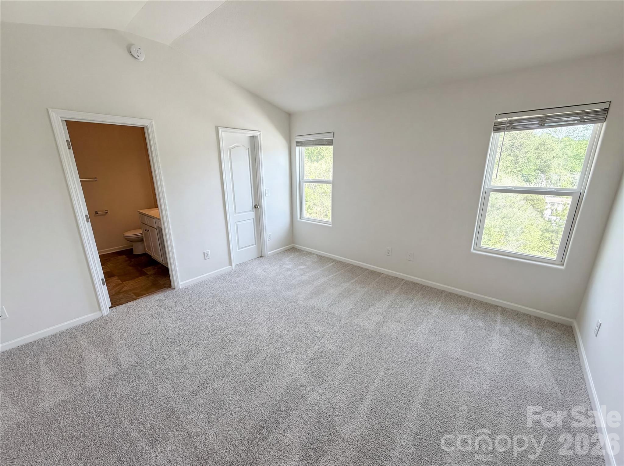 Photo 4 of 8321 Candlenut Lane, Charlotte, NC