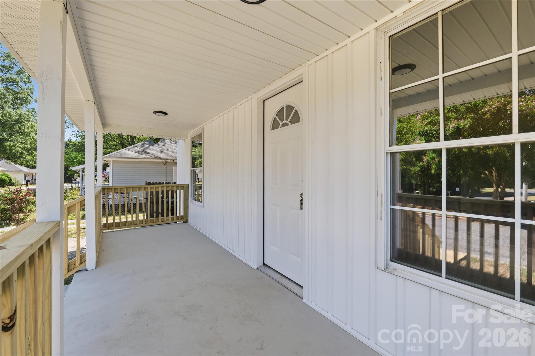 92 Spencer Avenue, Mooresville, NC - photo 3 of 30