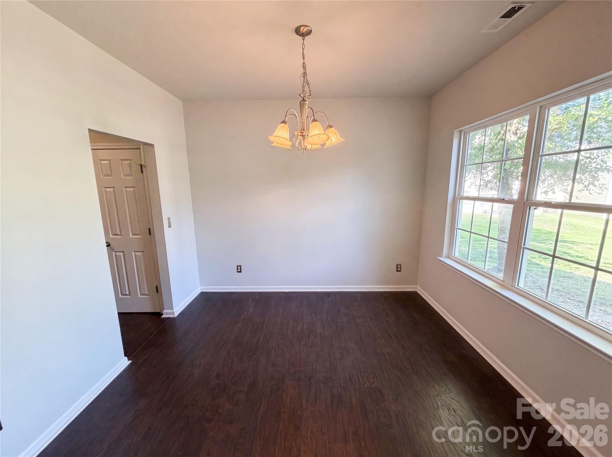 Home for sale at 2007 Turtle Point Road, Charlotte, NC — photo 9 of 26