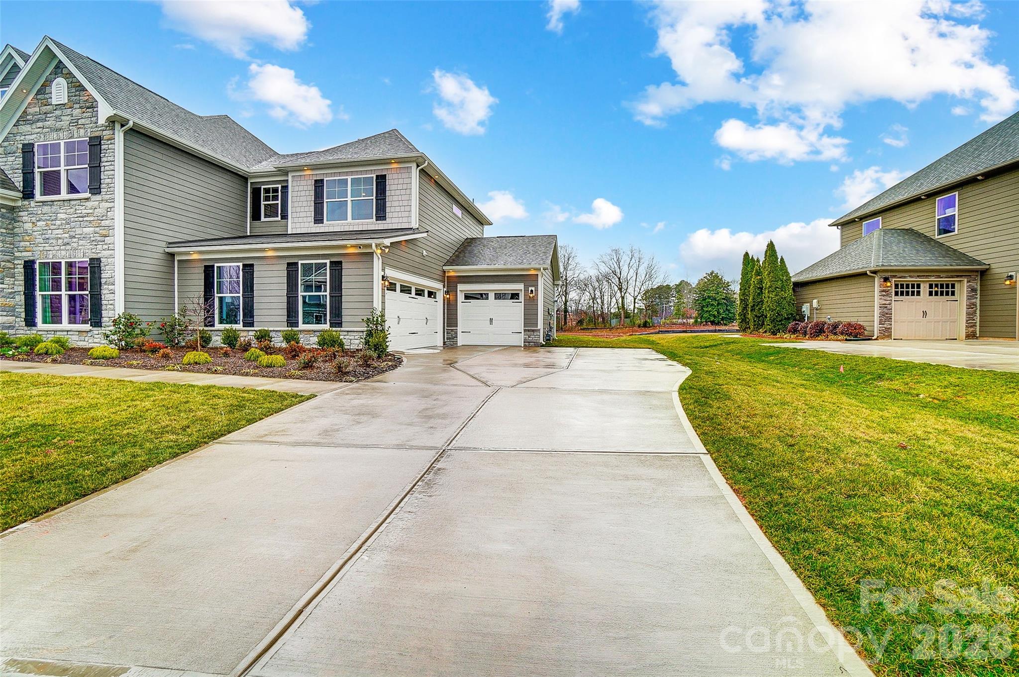 1311 Wiggins Drive, Gastonia, NC - photo 3 of 49
