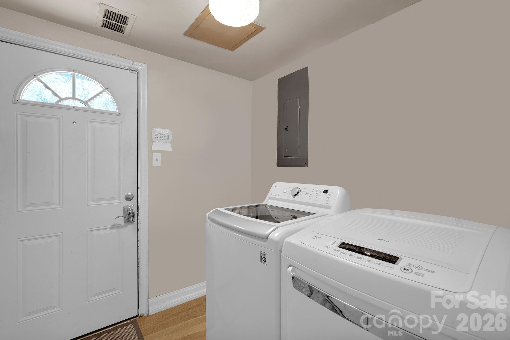 Photo 27 of 6616 Highbrook Drive, Charlotte, NC