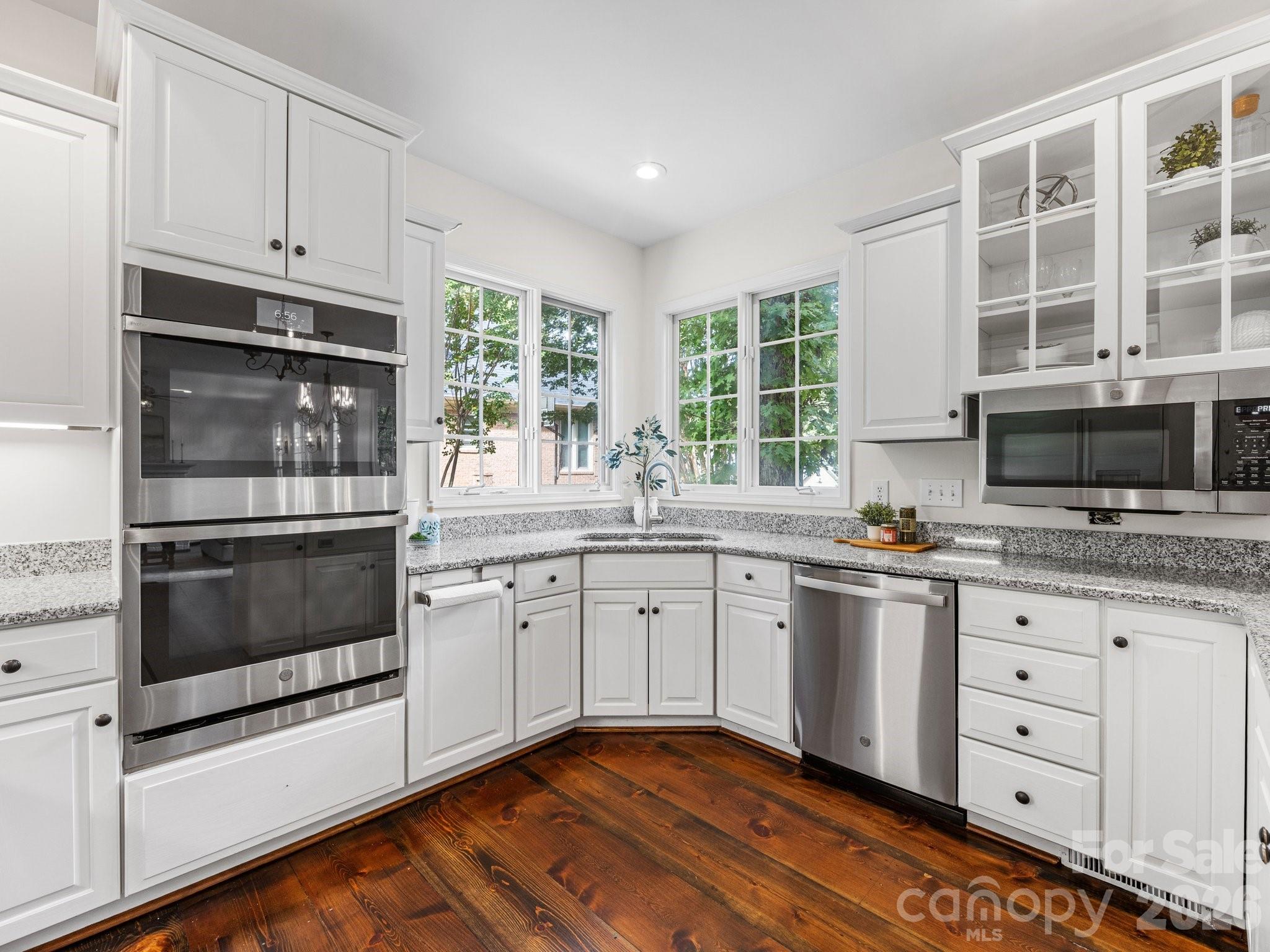 Photo 18 of 5619 Mountain Point Lane, Charlotte, NC