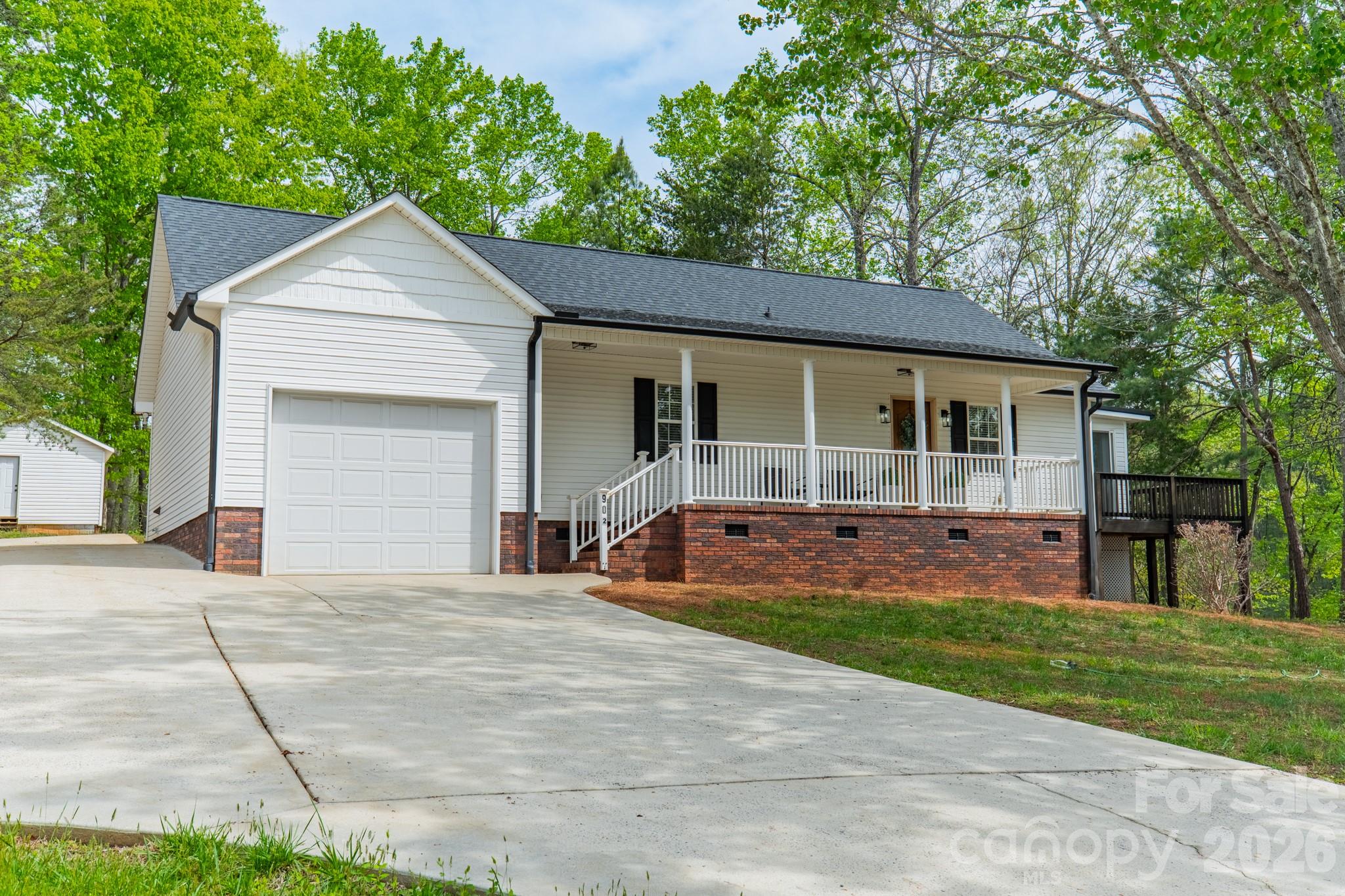 902 Cornelius Road, Mooresville, NC