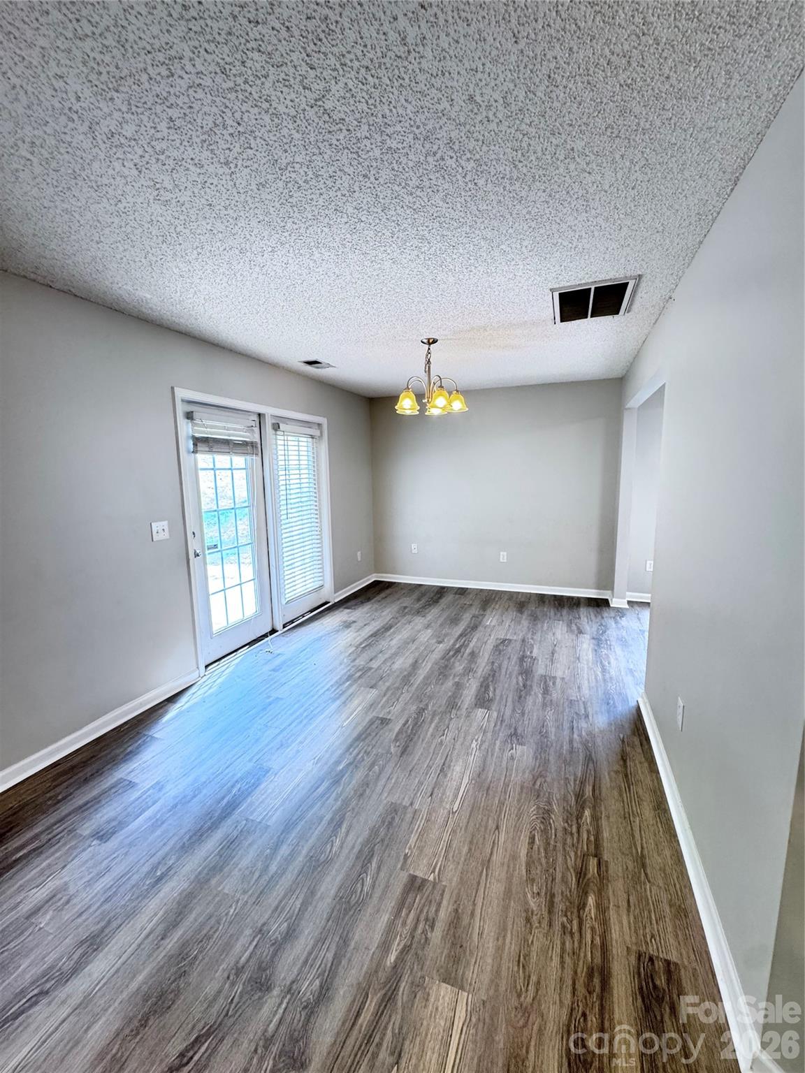 6528 Forest Cross Drive, Charlotte, NC - photo 8 of 24