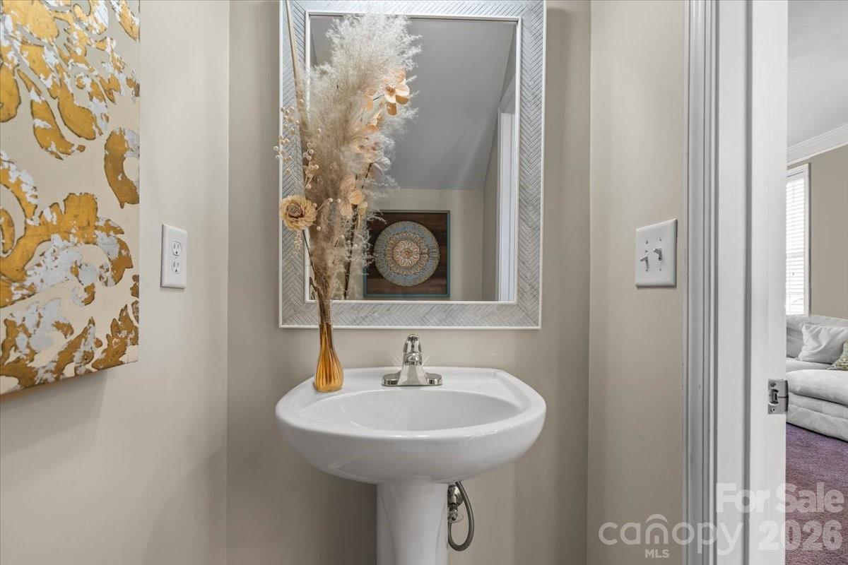 Photo 13 of 8558 Beaver Creek Drive, Charlotte, NC