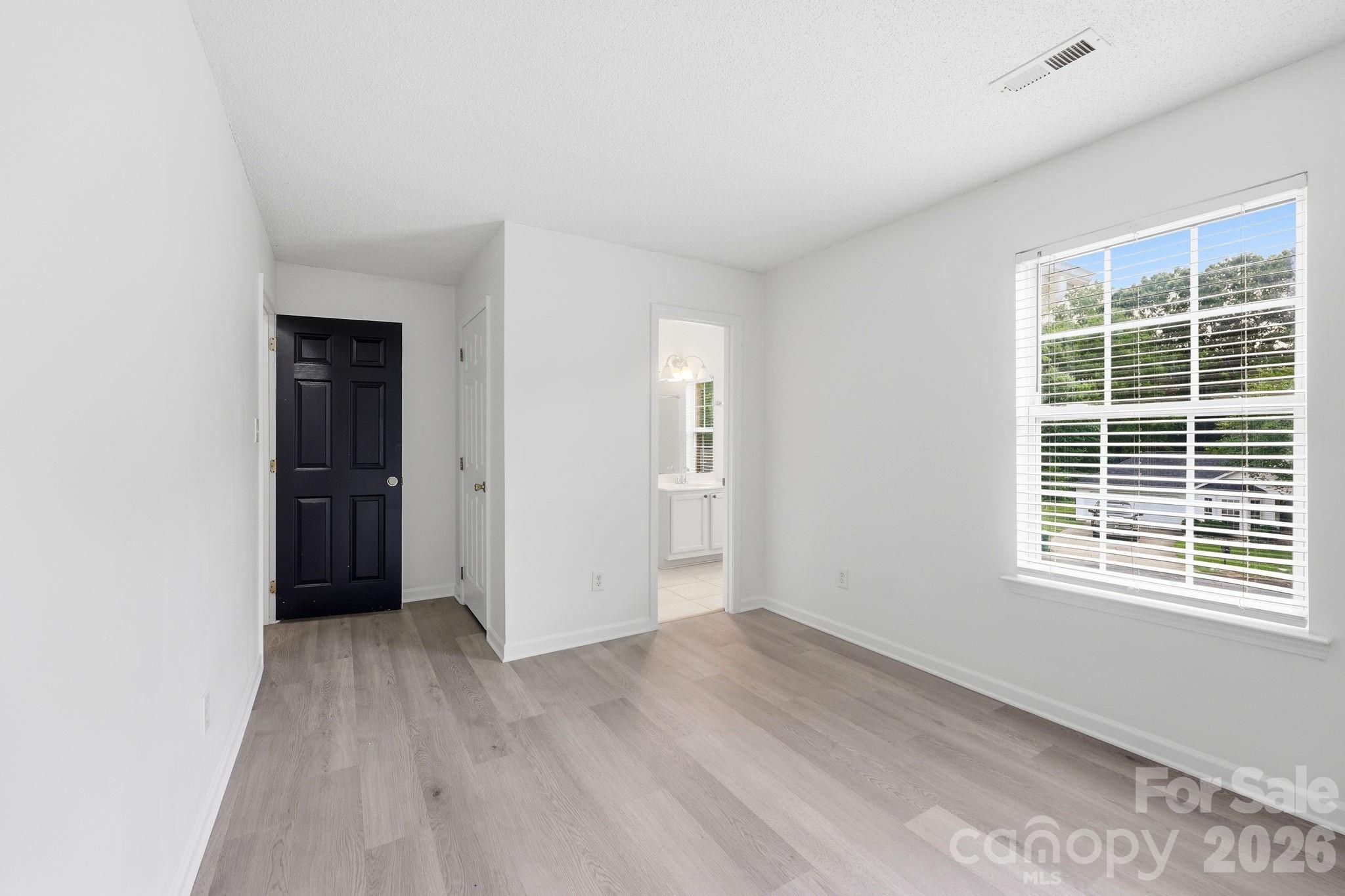 Home for sale at 5423 Starflower Drive, Charlotte, NC — photo 23 of 46