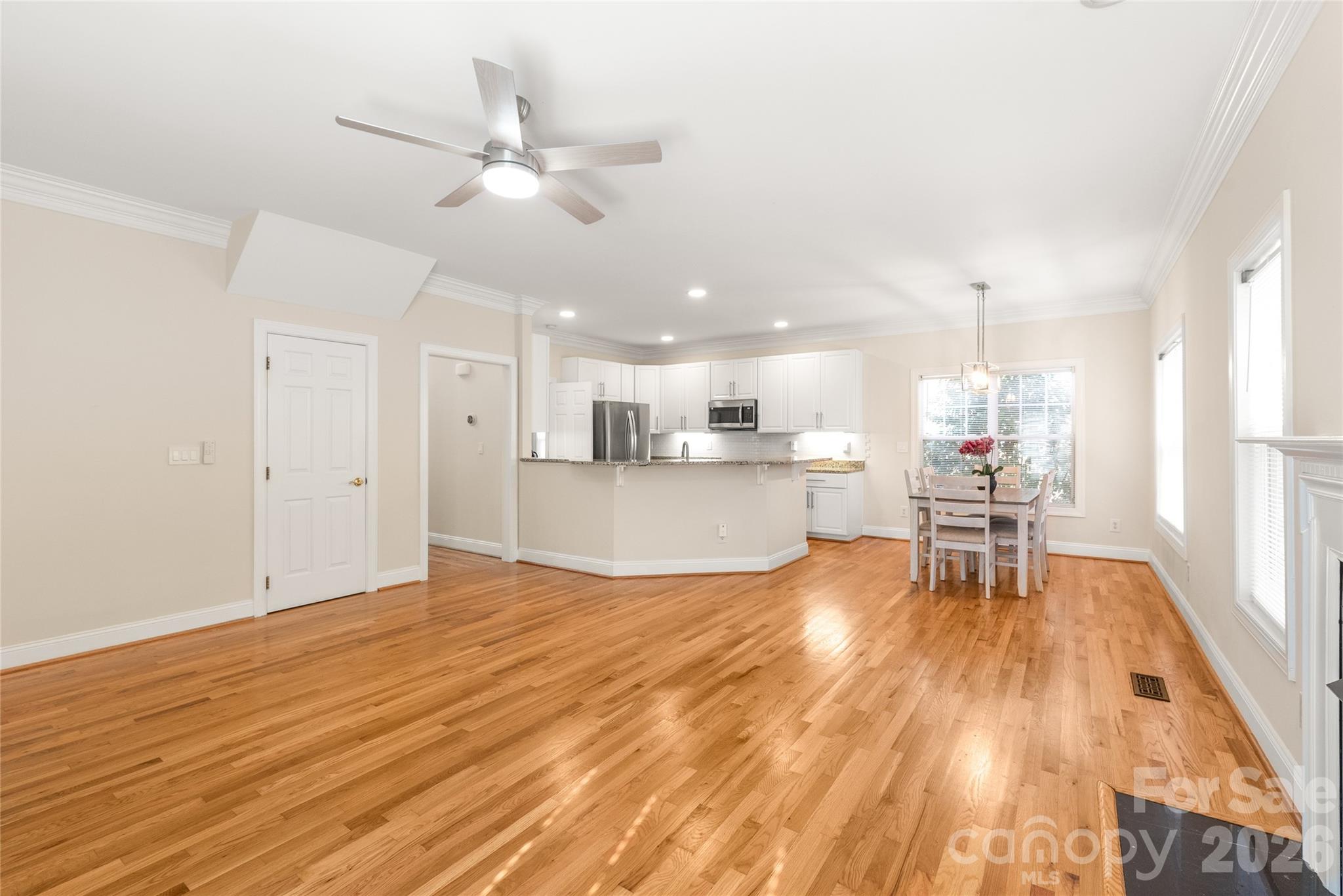 Home for sale at 14137 Wild Elm Road, Charlotte, NC — photo 10 of 29