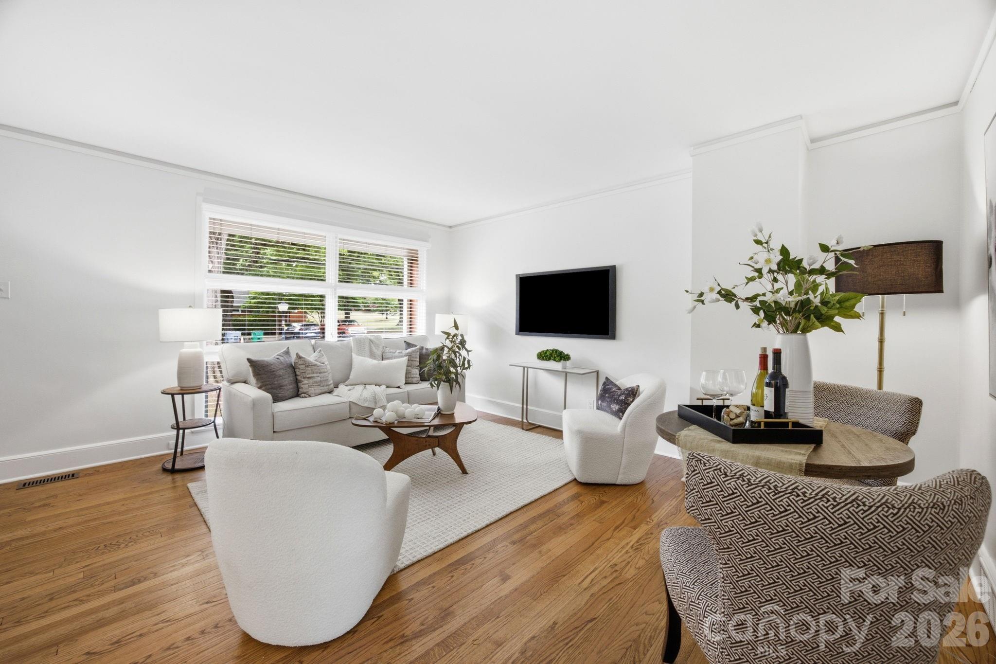Photo 3 of 4500 Woodlark Lane, Charlotte, NC