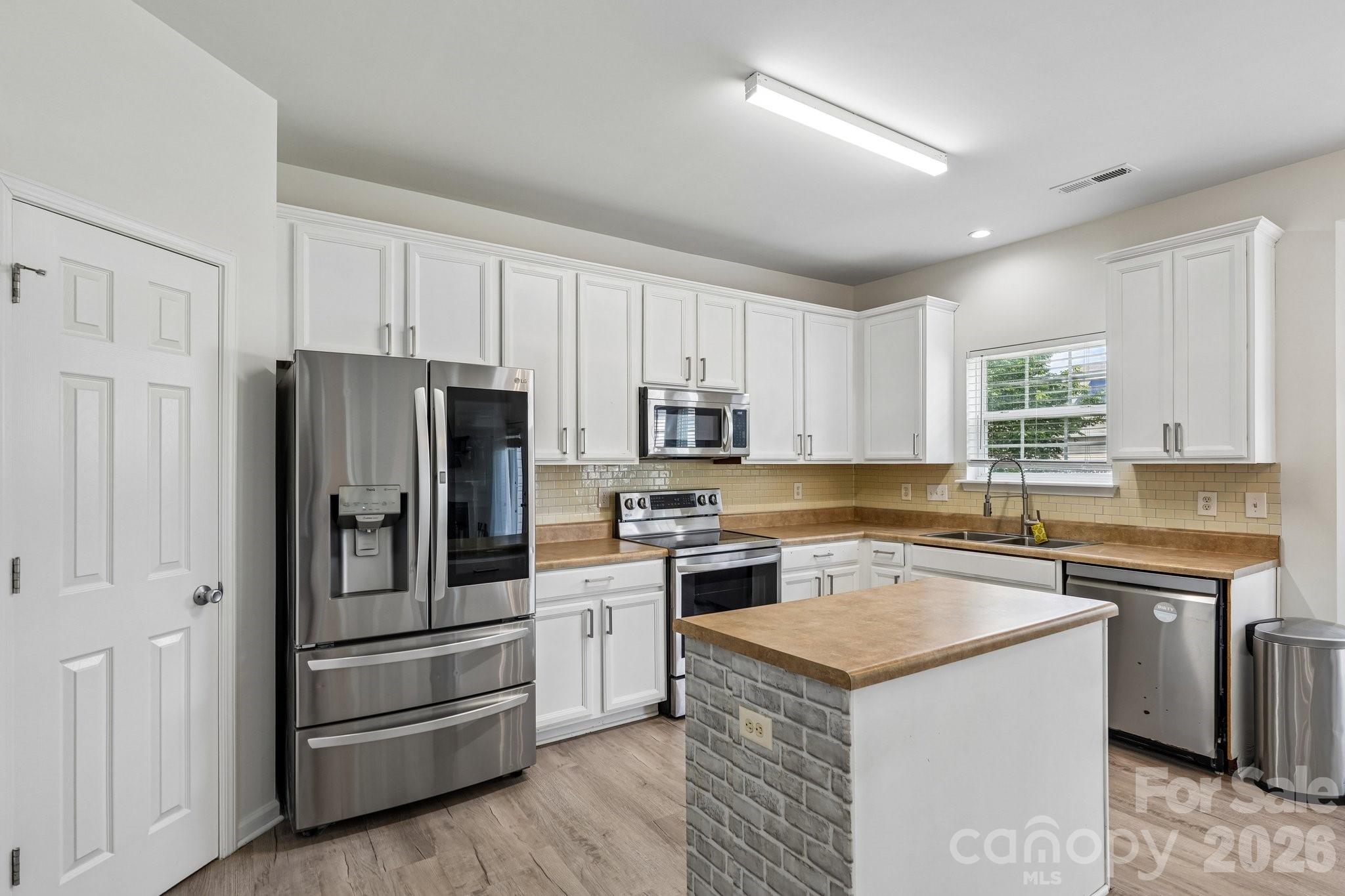 Photo 12 of 9621 Rothman Lane, Charlotte, NC