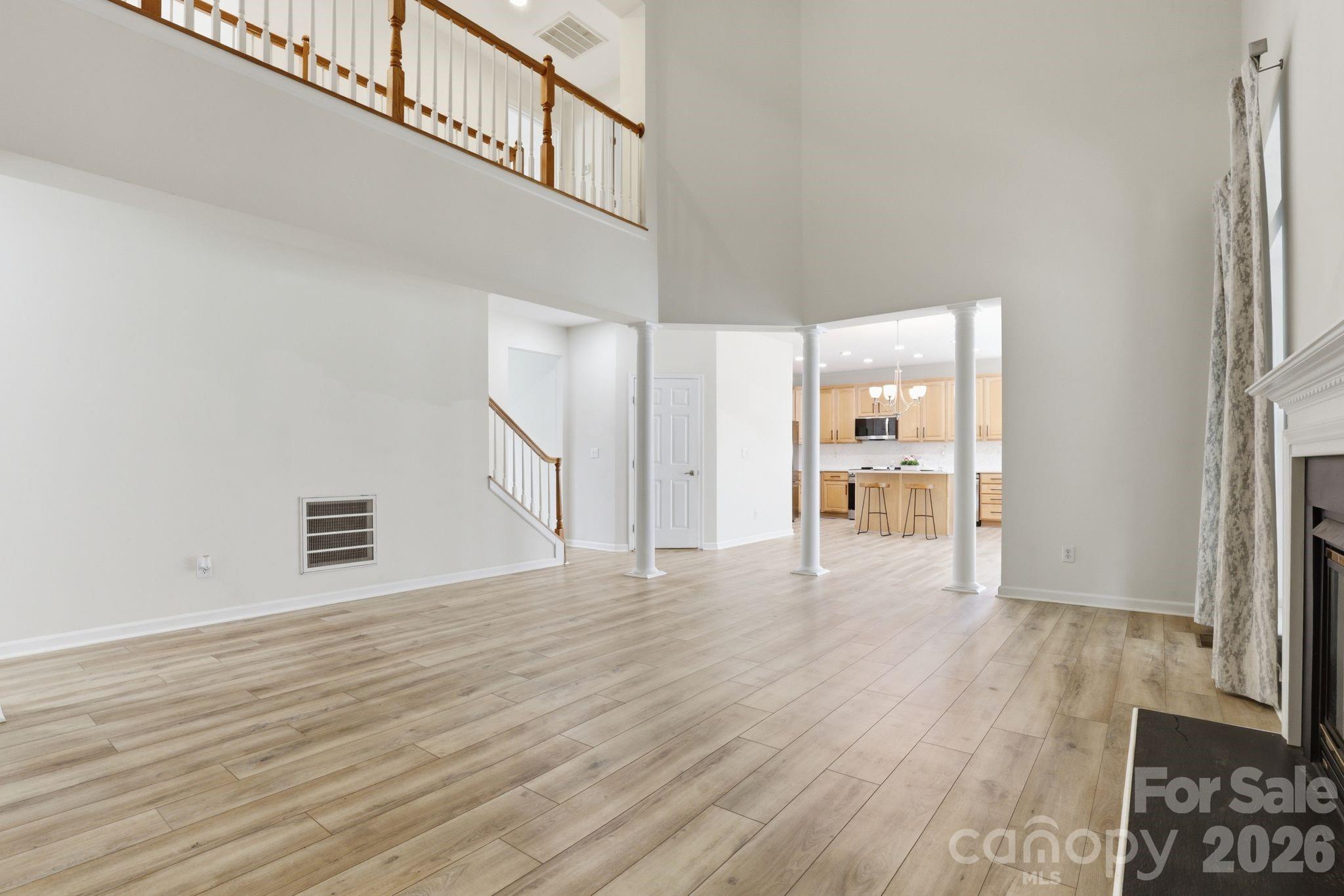 Photo 10 of 3909 Meadow Green Drive, Charlotte, NC
