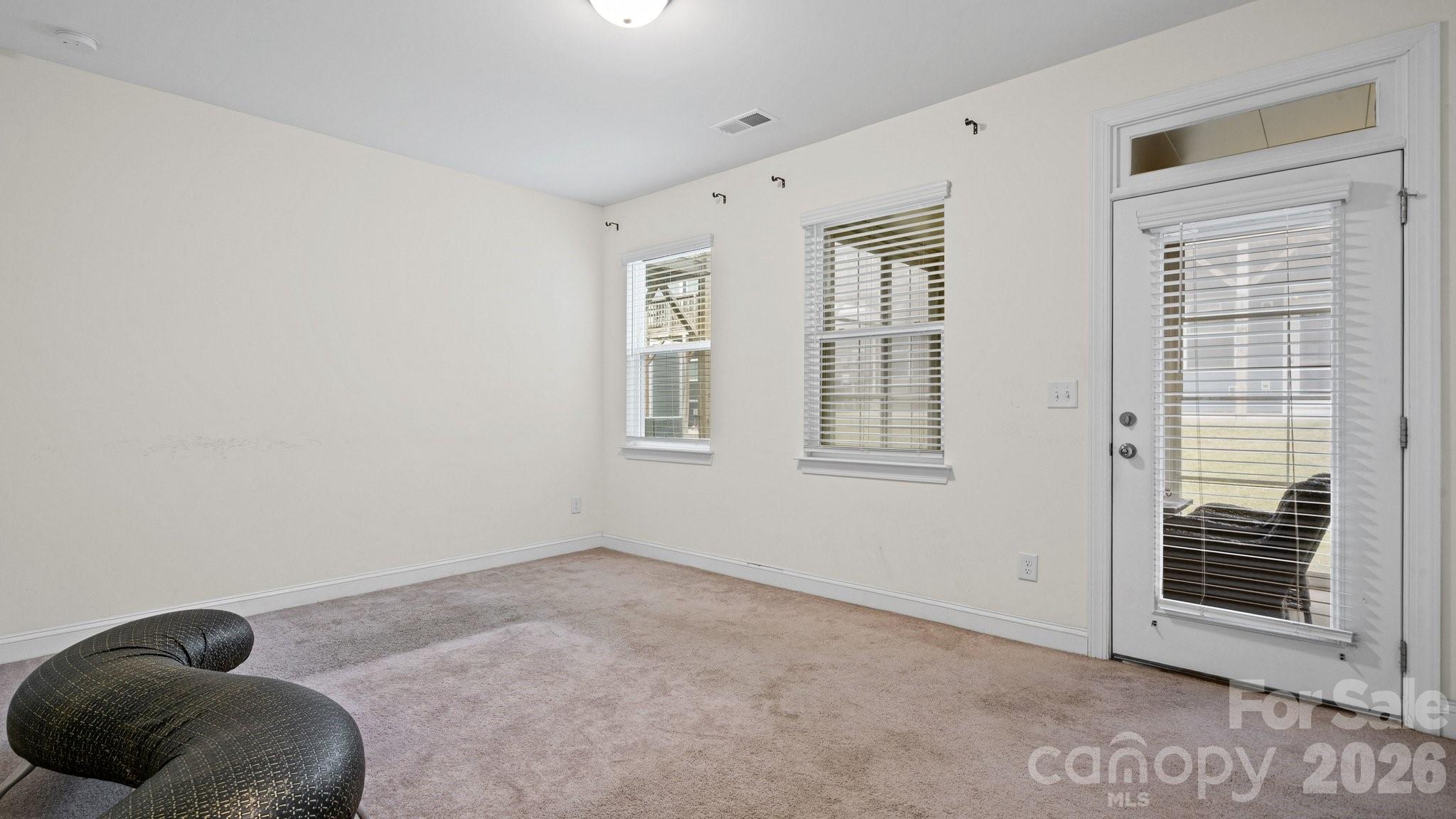 10406 Glenmere Creek Circle, Charlotte, NC - photo 11 of 49
