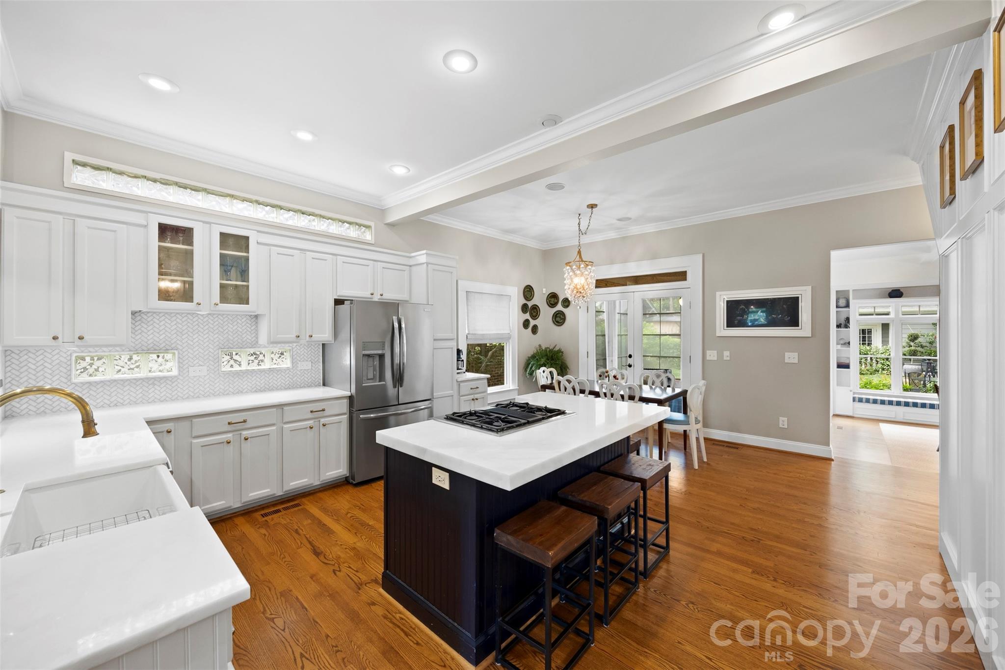 2305 Shenandoah Avenue, Charlotte, NC - photo 9 of 49