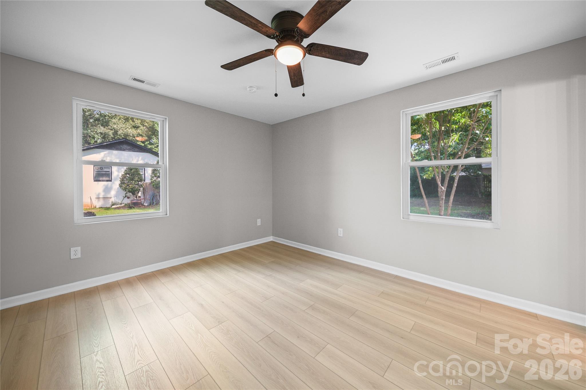 Photo 17 of 1421 Tyvola Road, Charlotte, NC