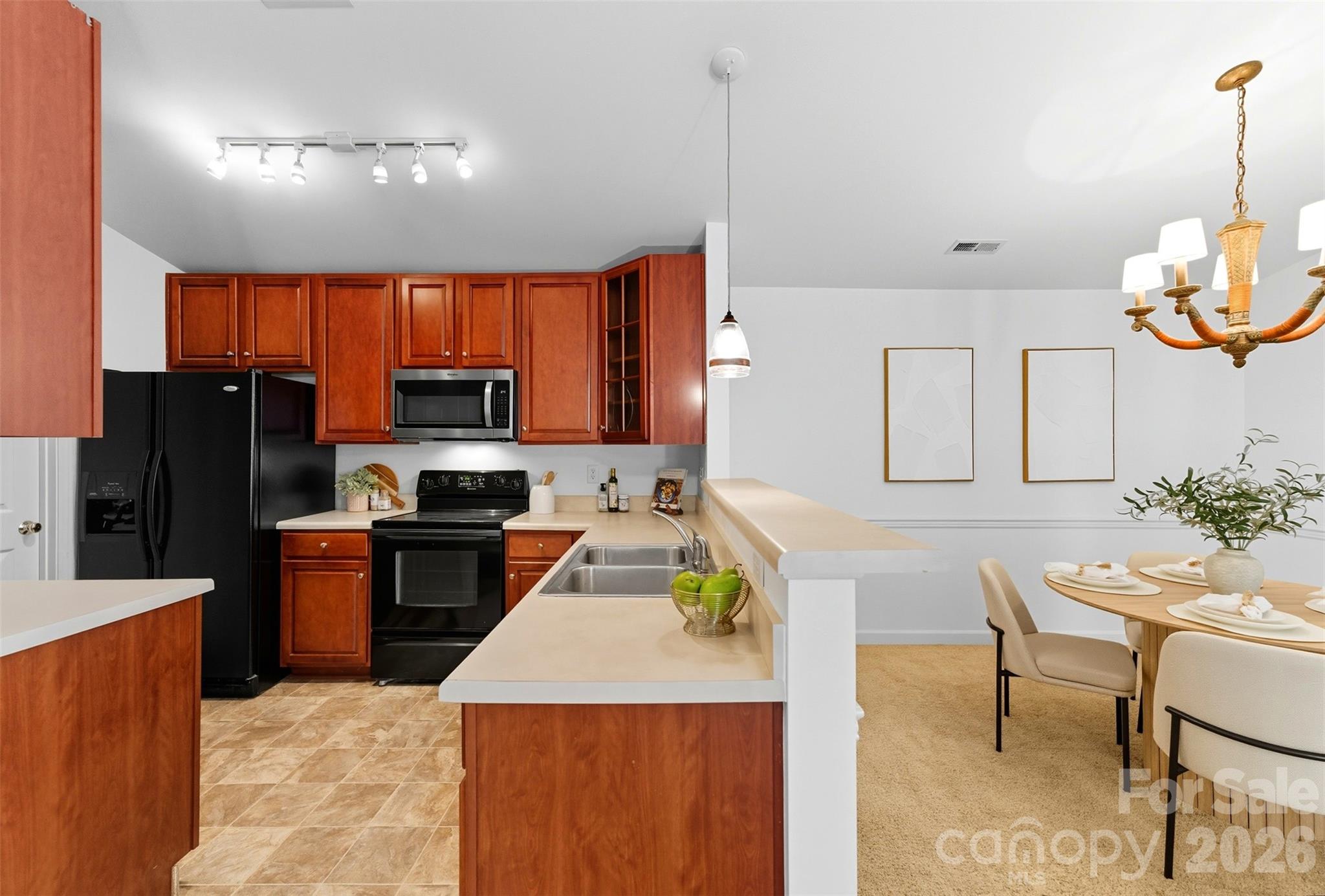 Photo 8 of 11959 Ridgeway Park Drive, Charlotte, NC
