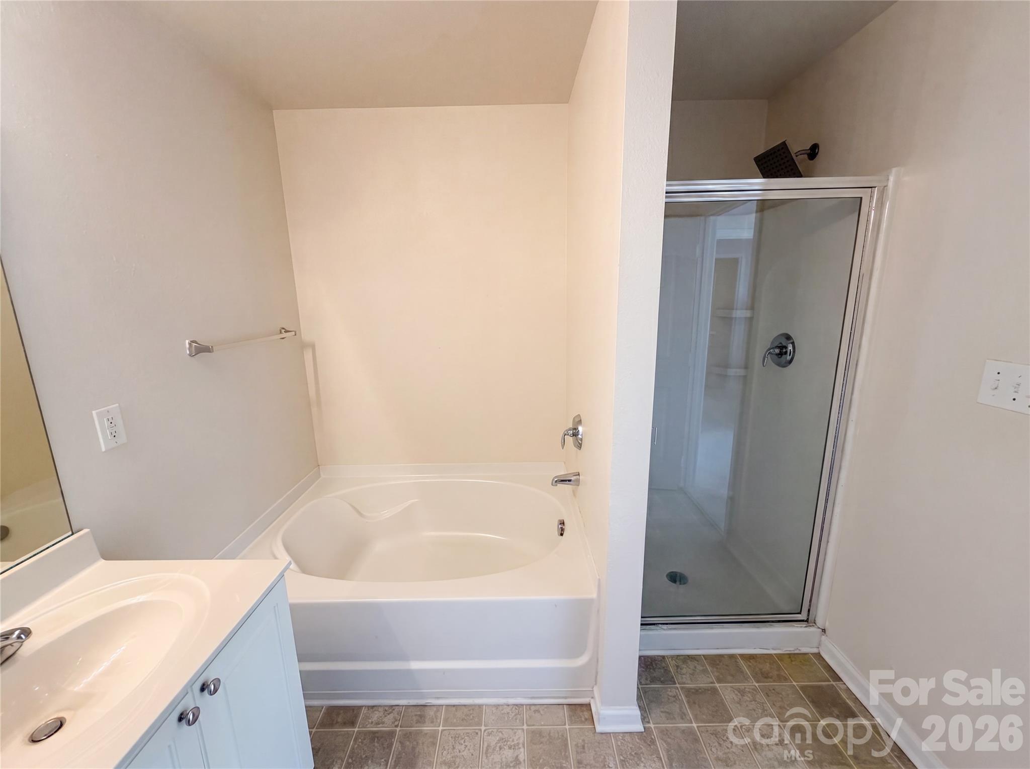 Photo 11 of 1131 Jordans Pond Lane, Charlotte, NC