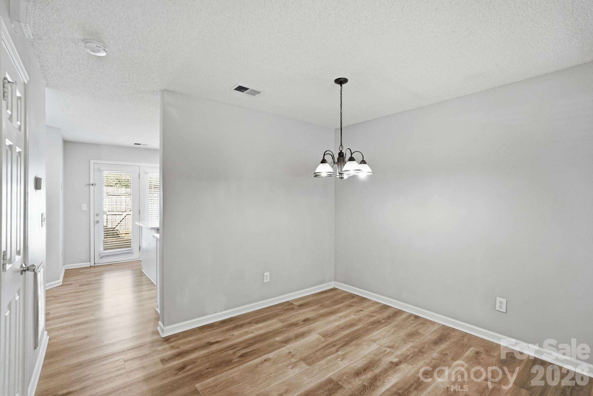 Photo 15 of 10142 Forest Landing Drive, Charlotte, NC