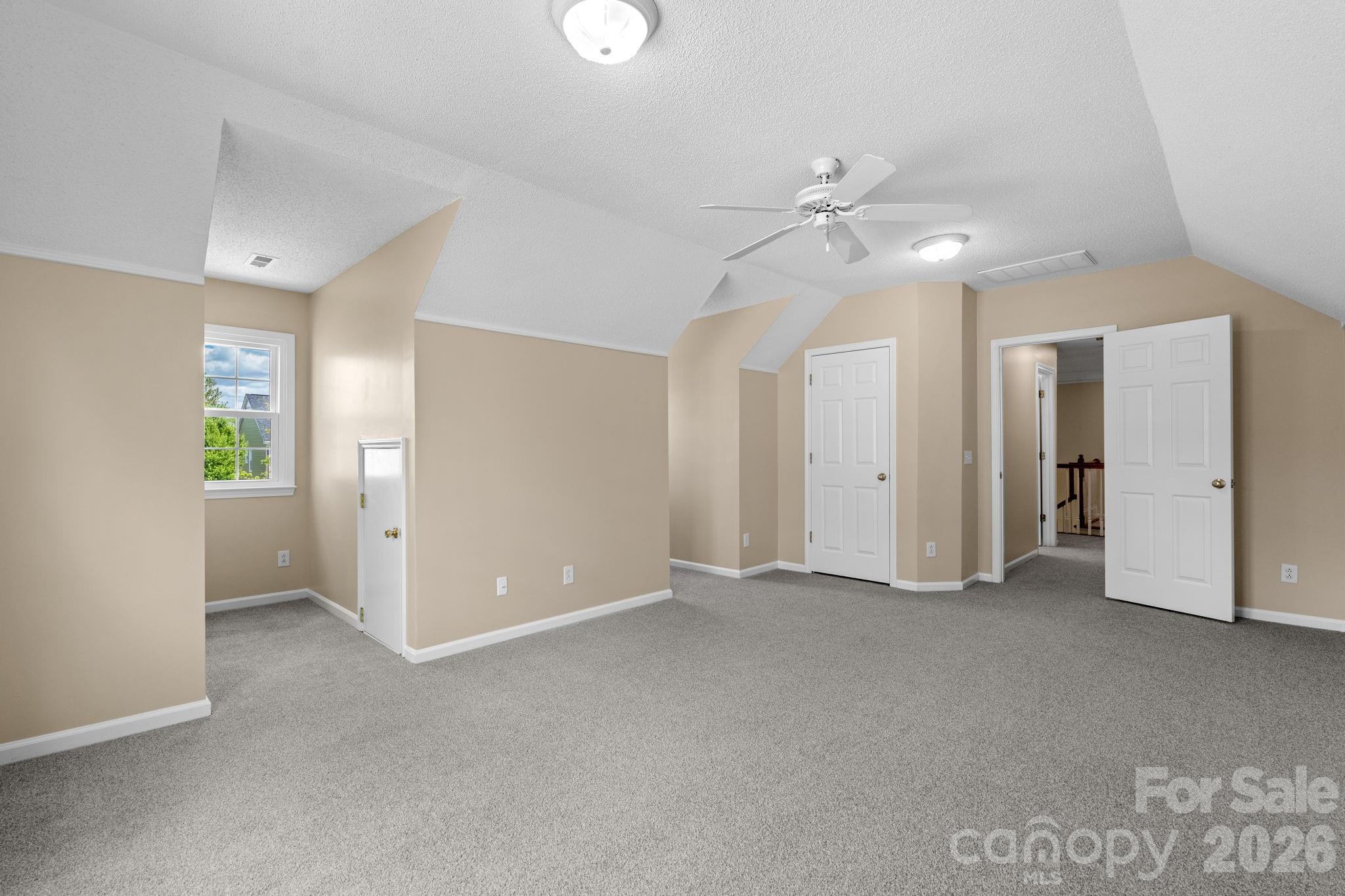 Photo 35 of 8501 Tonawanda Drive, Charlotte, NC