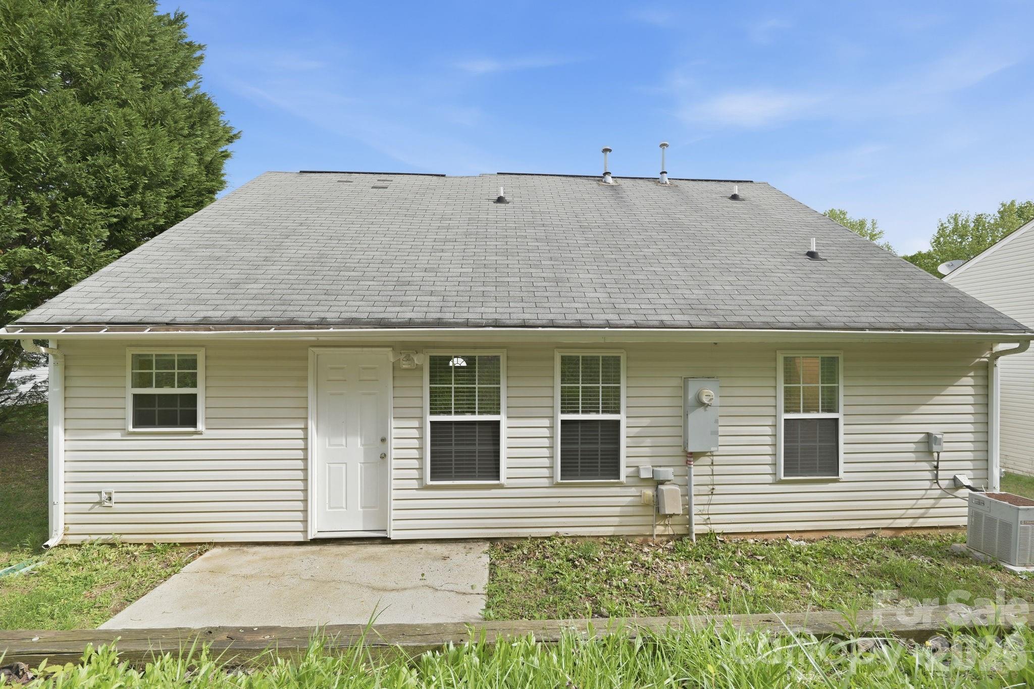 Photo 36 of 11026 Olde English Drive, Charlotte, NC