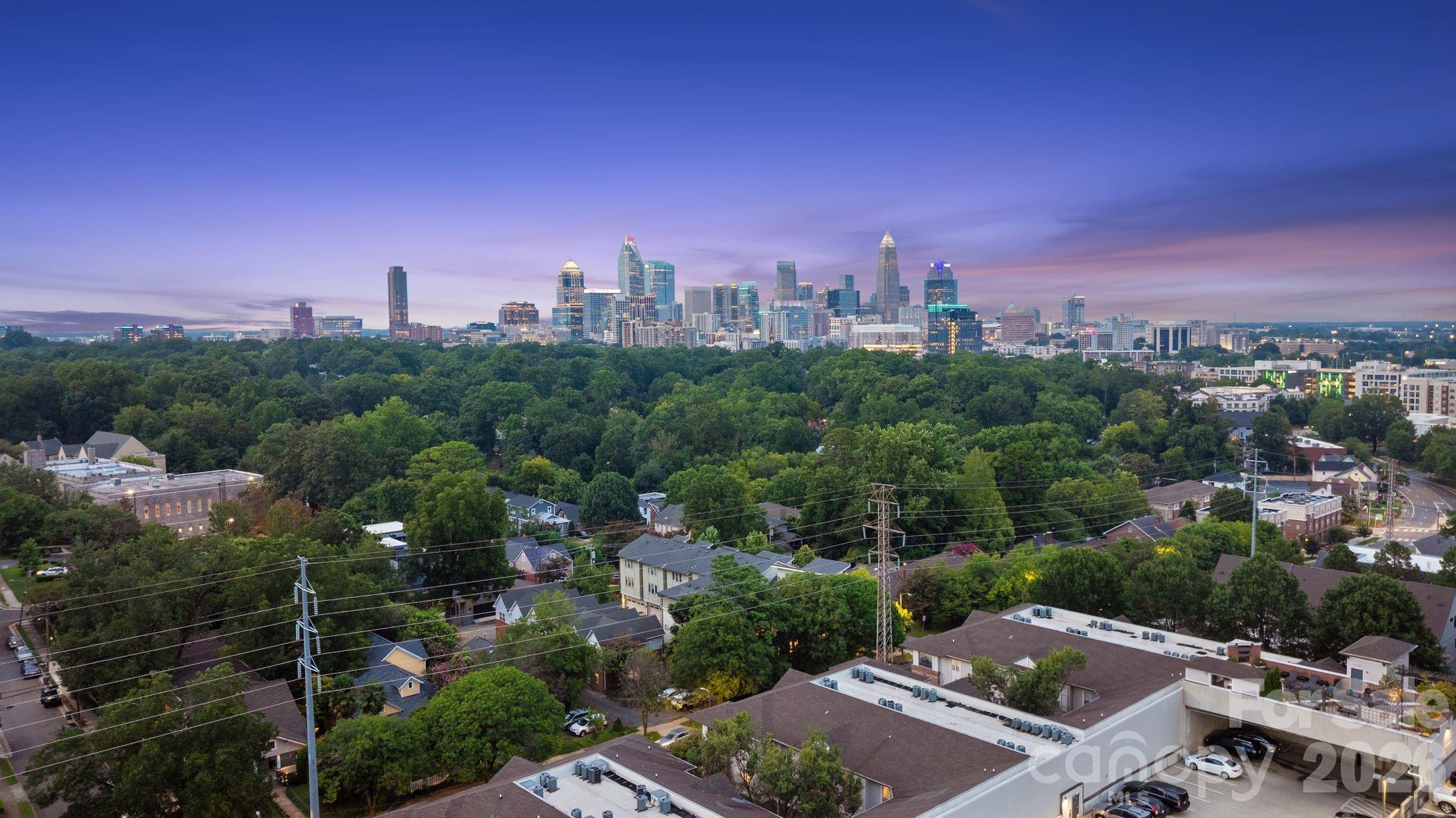 Photo 2 of 1500 Kenilworth Avenue, Charlotte, NC